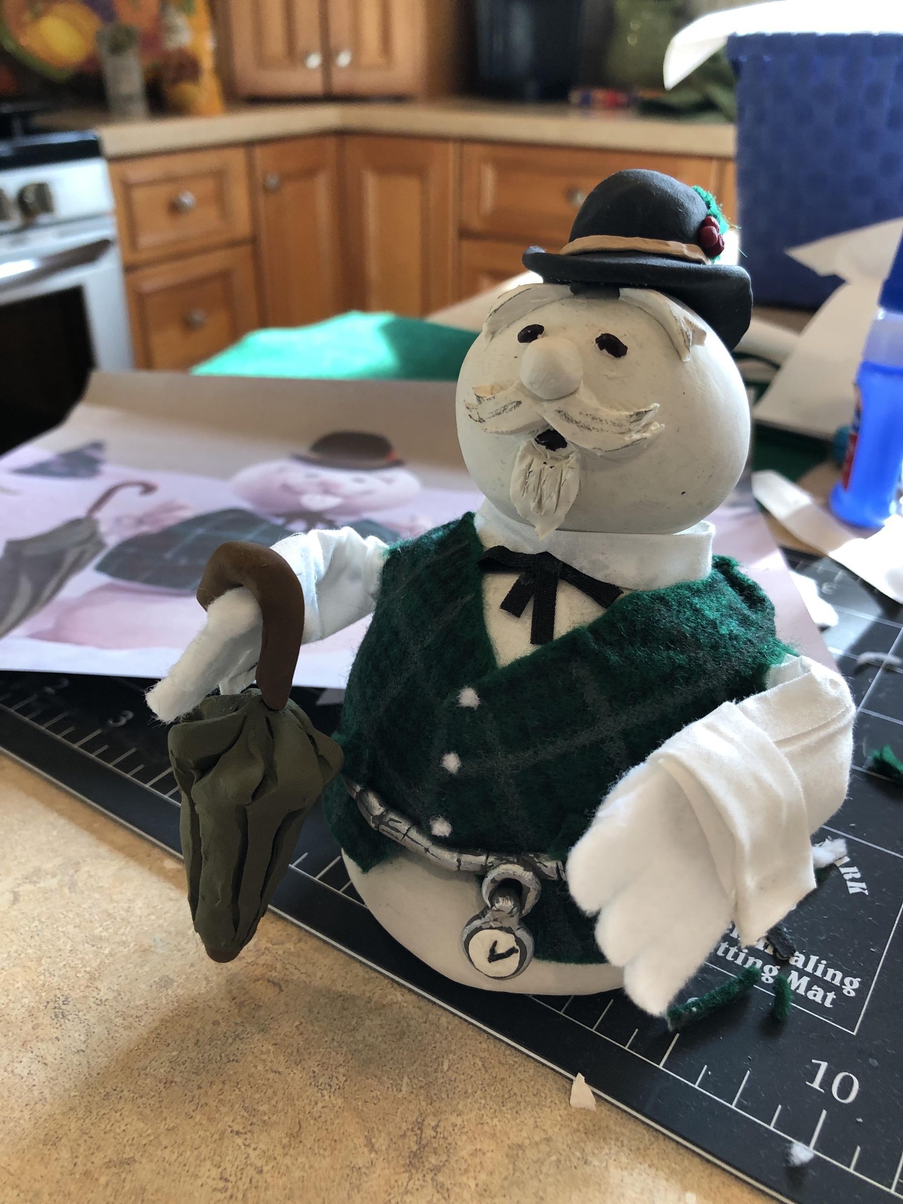 Creating Rudolph the Red Nosed Reindeer Figures for Christmas Card : 18 ...