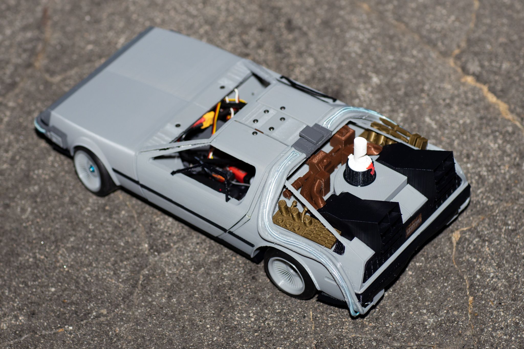 Delorean DMC-12/BTTF Time Machine 3D Printed RC Car : 17 Steps (with ...