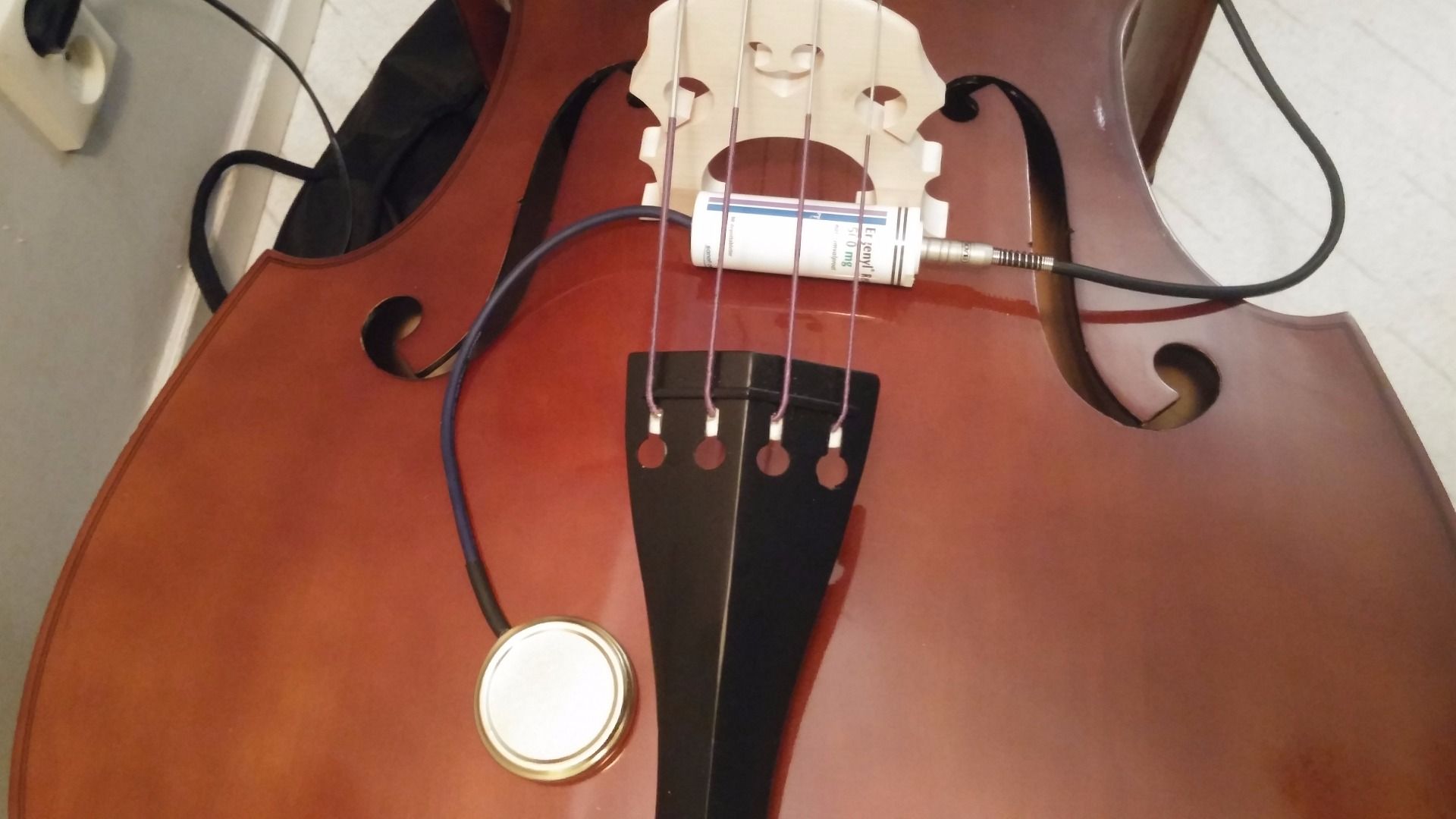 Build a Low Noise Contact Microphone (inducer/transducer) : 7 Steps ...