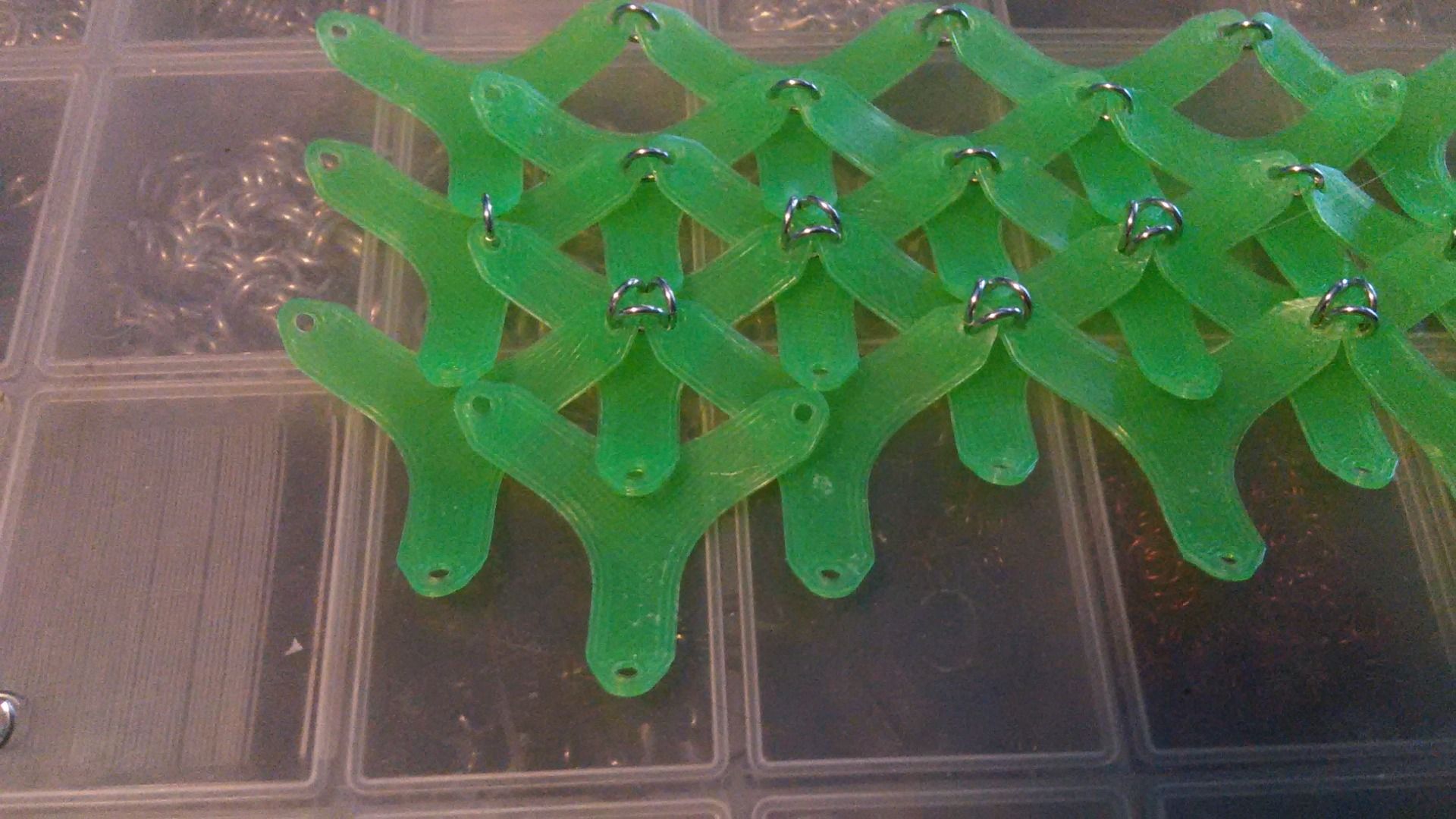 Chinese Scalemaille : 3 Steps - Instructables