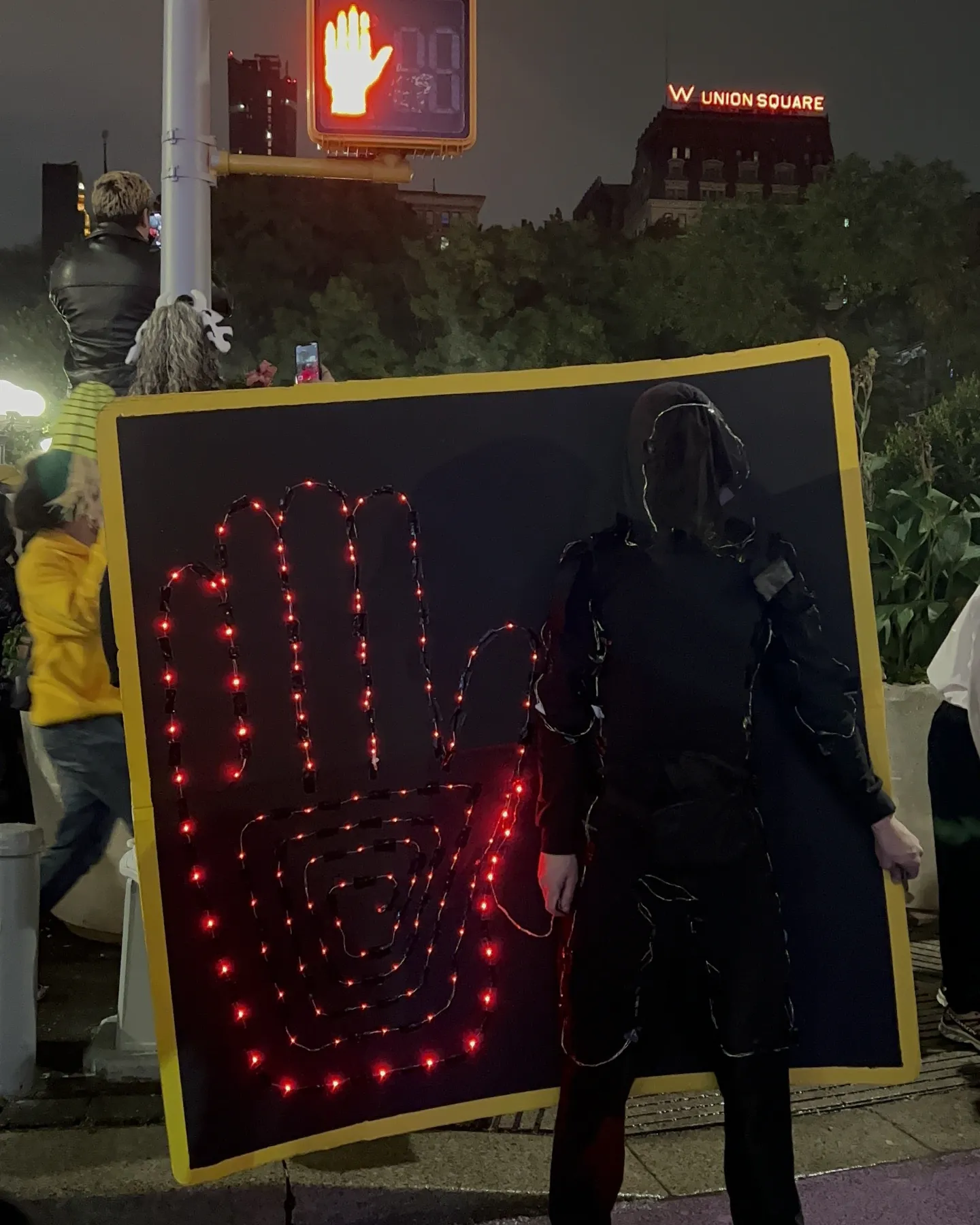 Light-up Crosswalk Sign Costume : 12 Steps (with Pictures) - Instructables