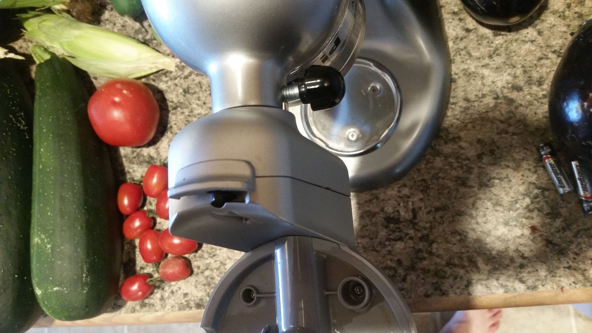 Kitchen-aid Juicer Set Up : 4 Steps - Instructables