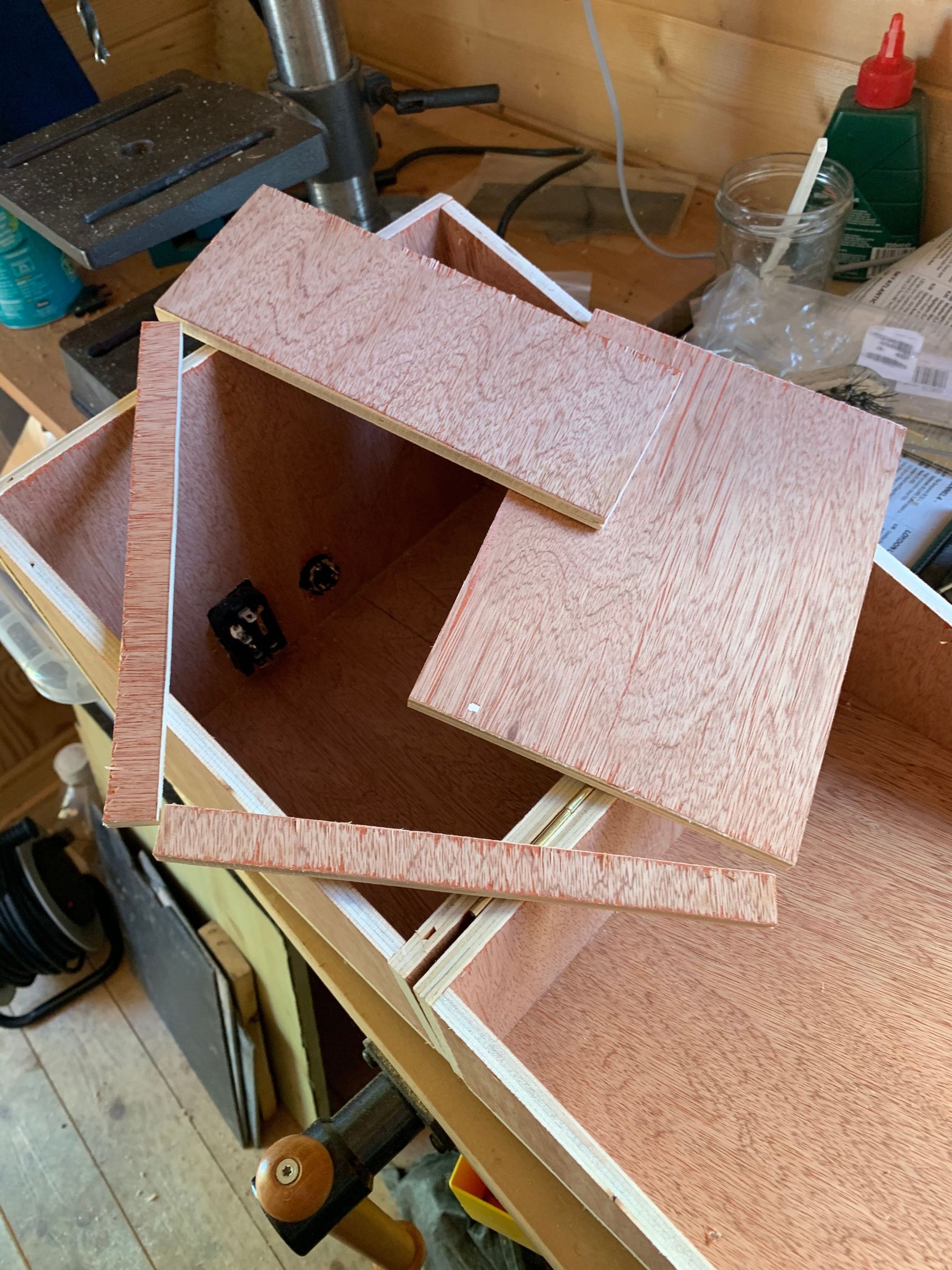 Portable Arduino Workbench Part 2 : 7 Steps - Instructables