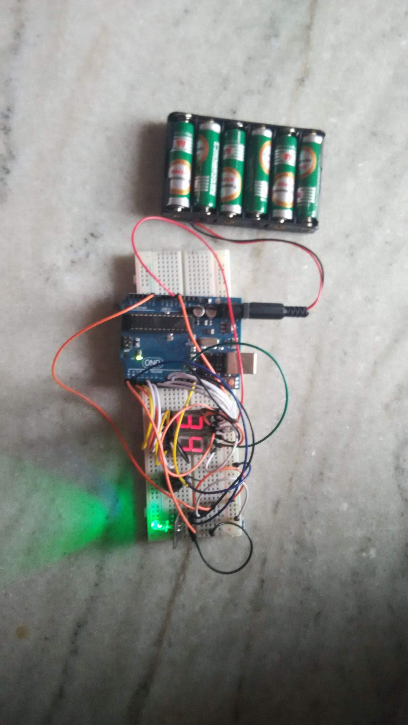 DIY Room Temperature Detector : 4 Steps (with Pictures) - Instructables