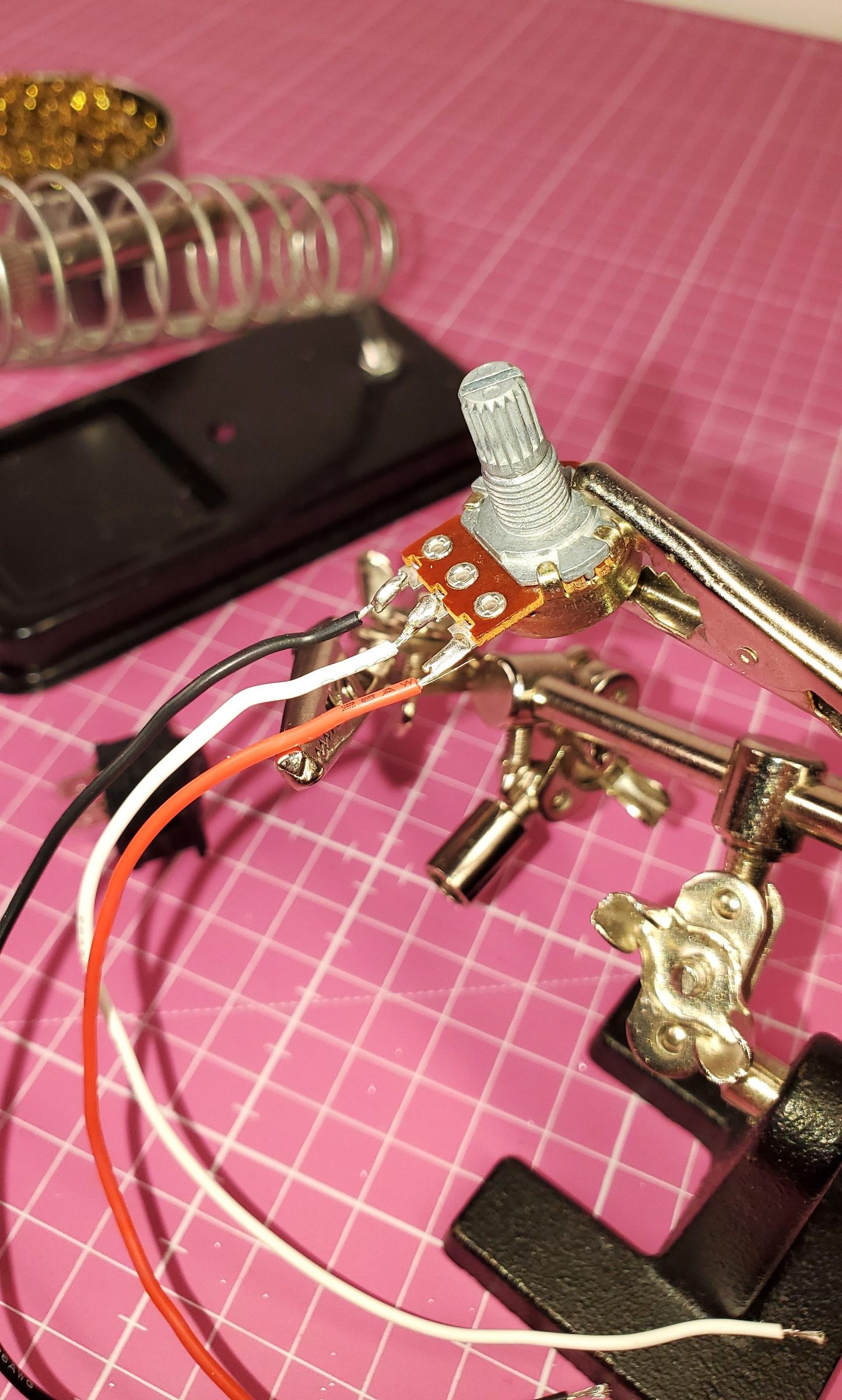 3D Printed Fishing Lure Rotating Drying Station : 13 Steps (with ...