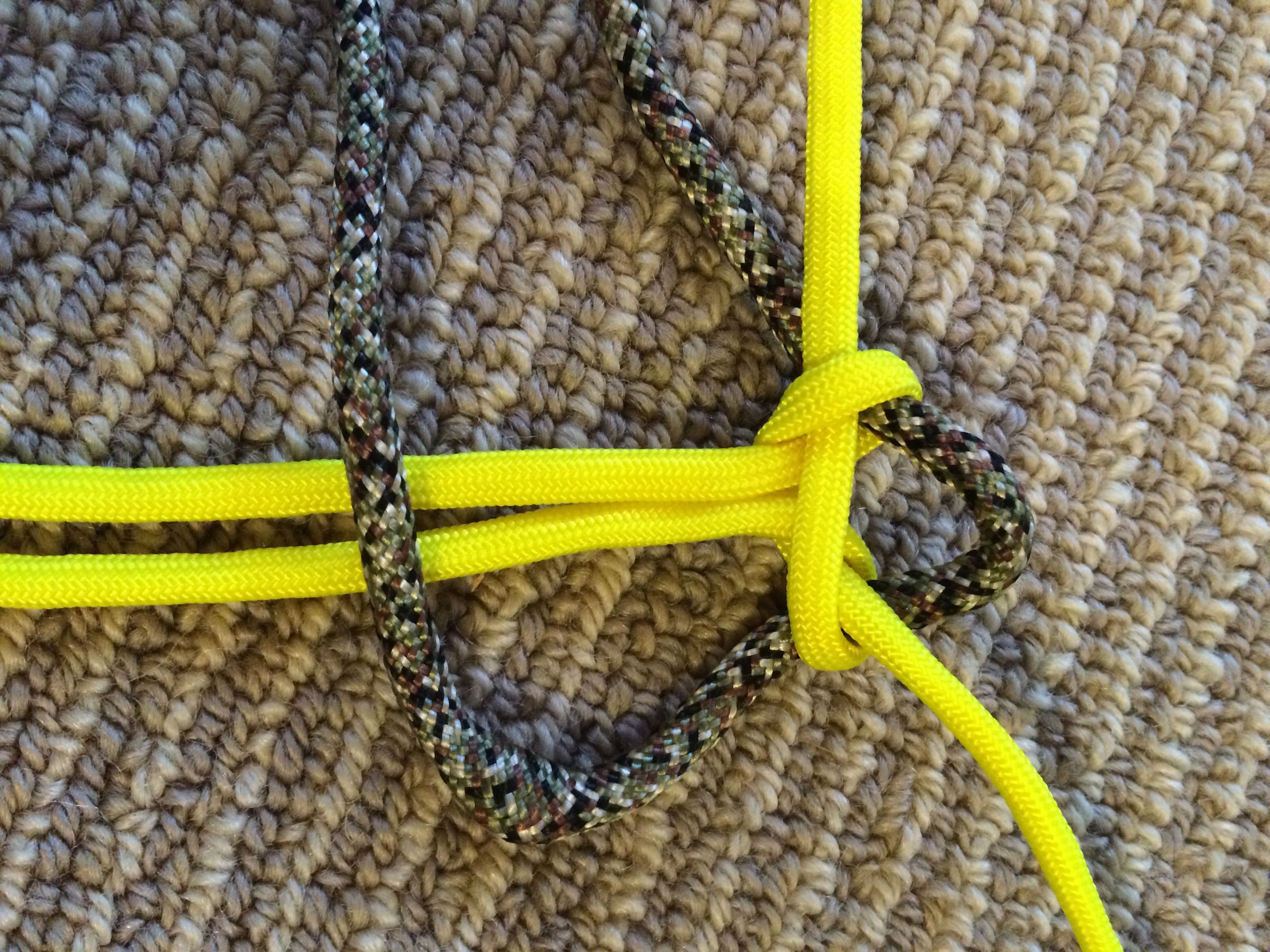 The Jagged Ladder Paracord Bracelet : 5 Steps - Instructables