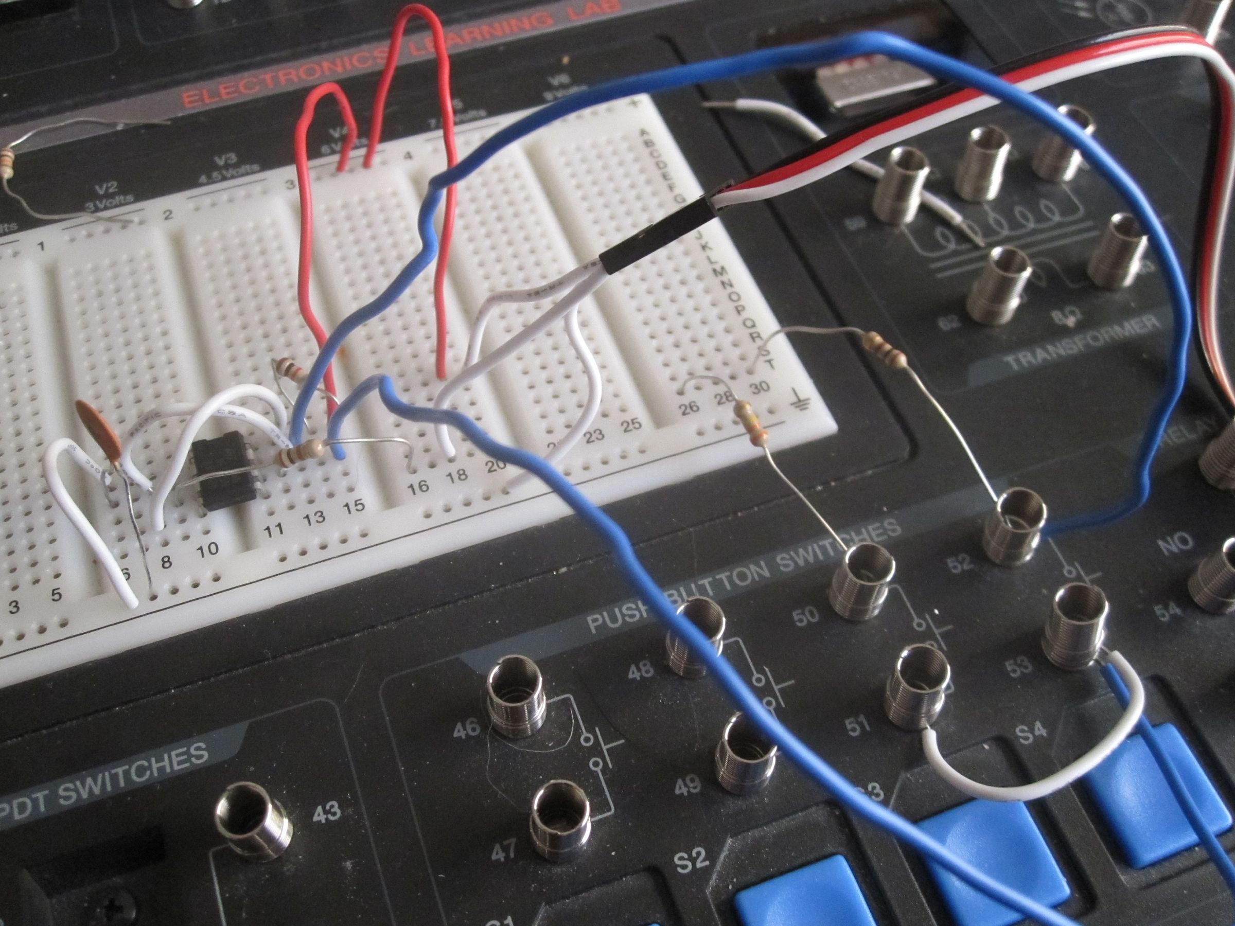 Using Servos : 7 Steps (with Pictures) - Instructables