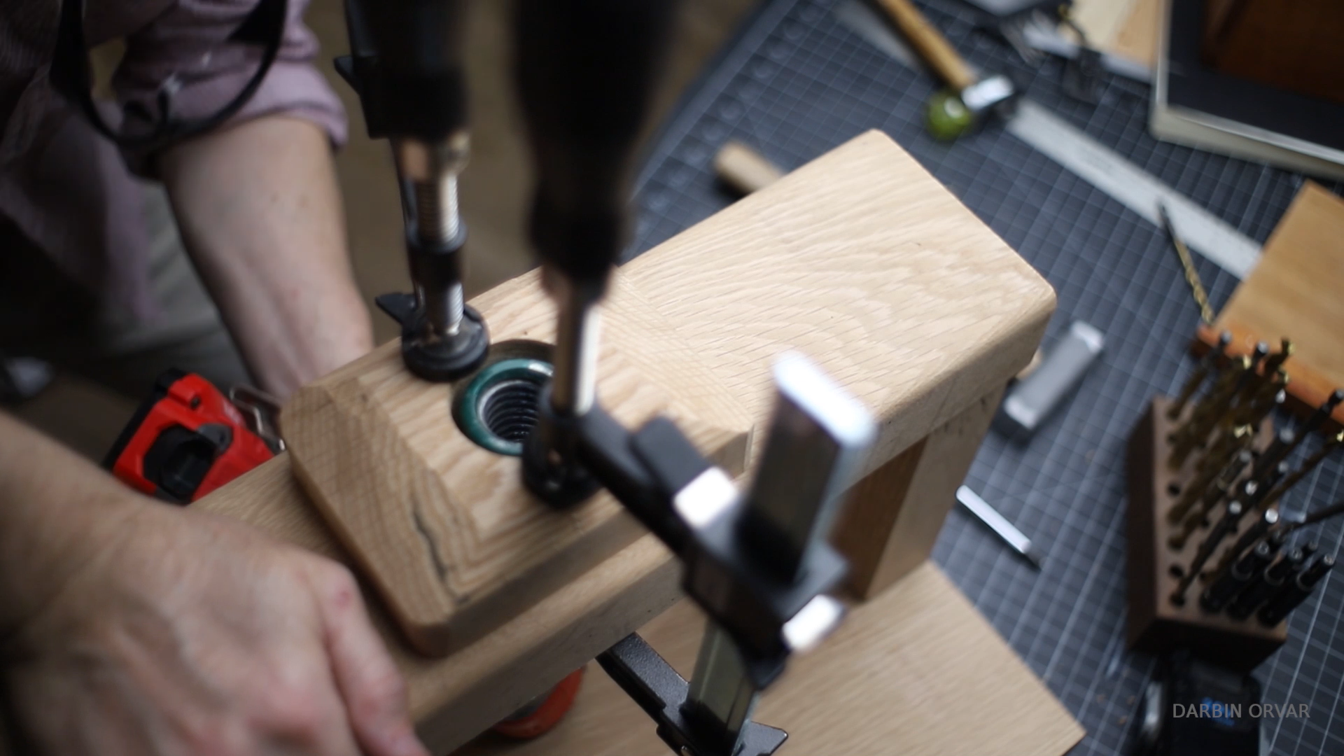 Classic Oak Book Press W/Dovetails : 16 Steps (with Pictures ...