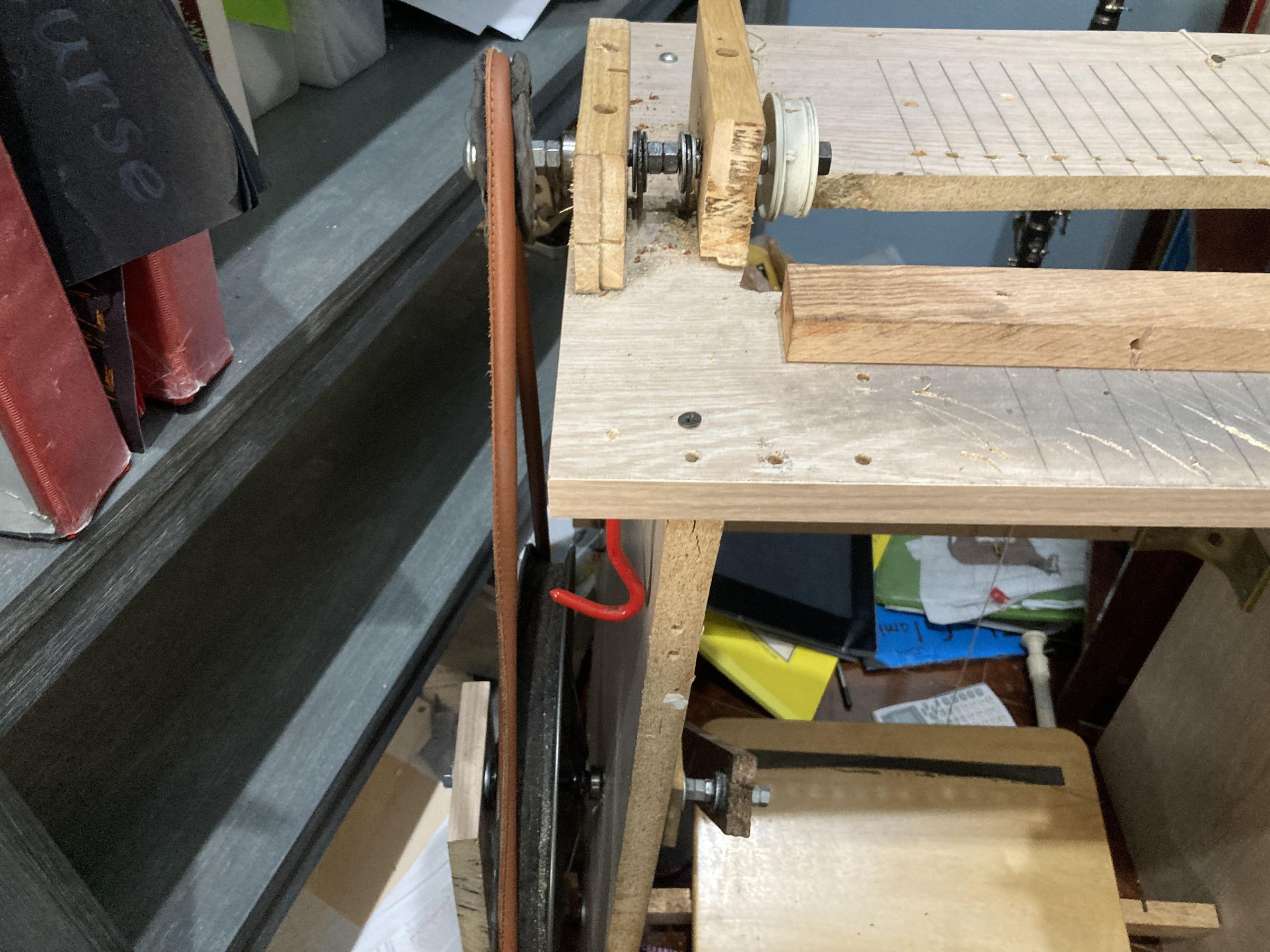 How to Make a Foot Powered Lathe : 10 Steps - Instructables