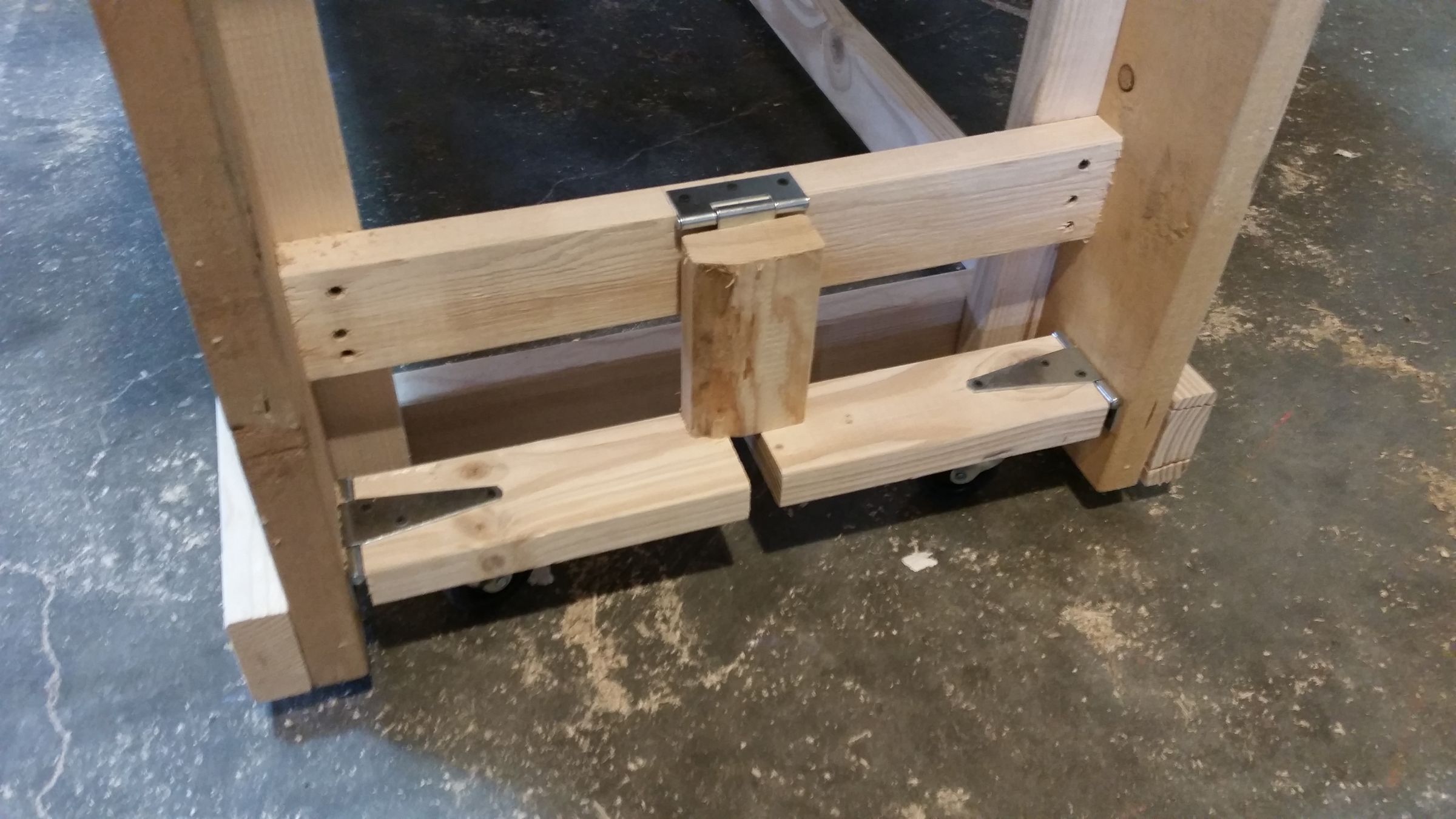 2x4 Work Bench With Nested Rolling Assembly Table : 10 Steps (with ...