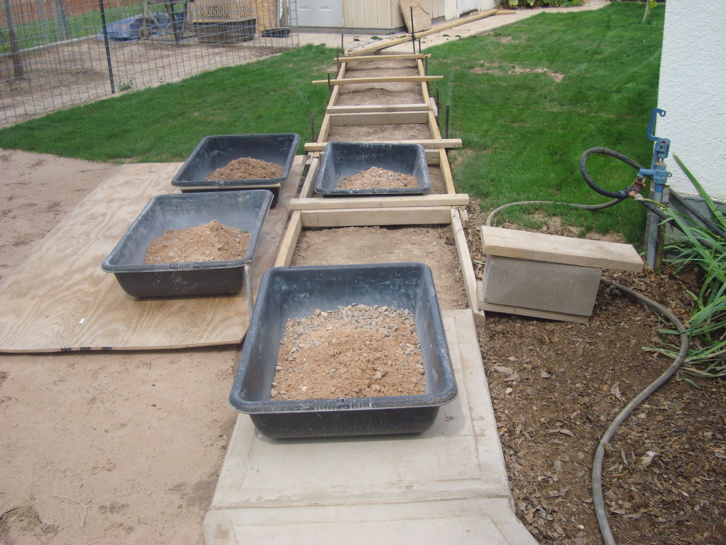 Concrete Sidewalk or Pavement : 20 Steps (with Pictures) - Instructables