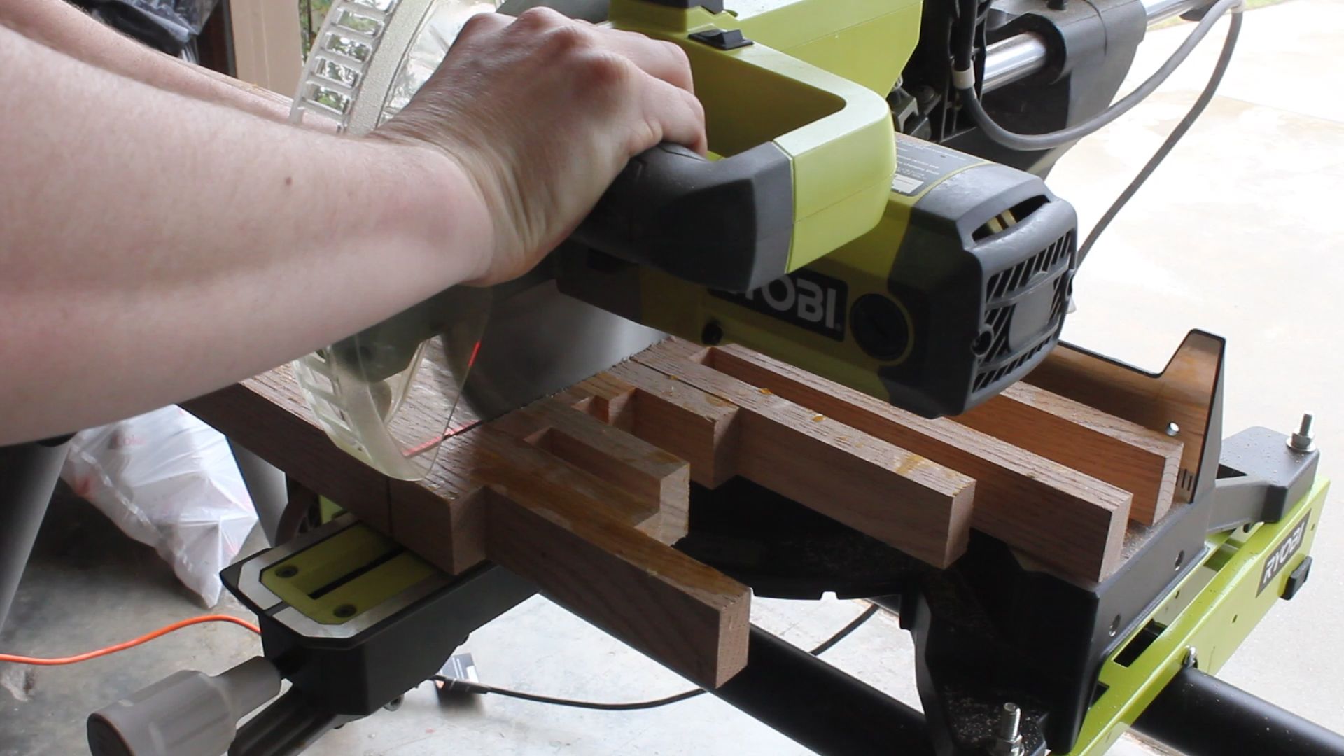 DIY Butcher Block Desk : 9 Steps (with Pictures) - Instructables