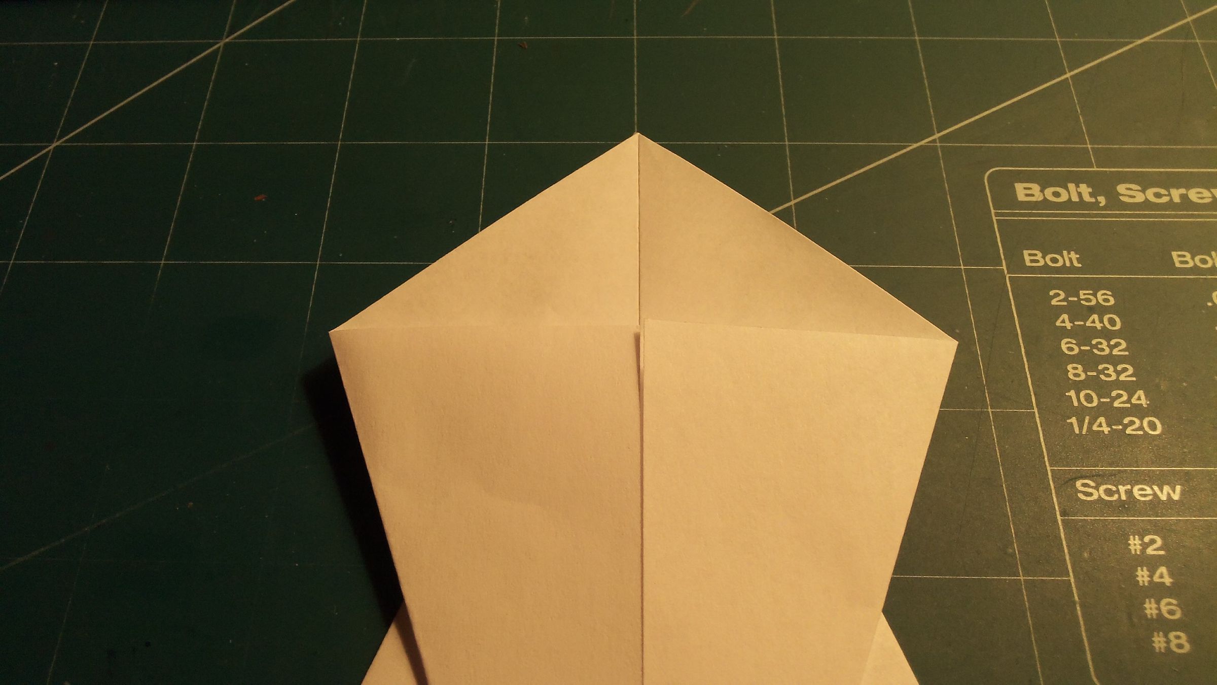 How to Make the Turbo Dagger Paper Airplane : 5 Steps - Instructables
