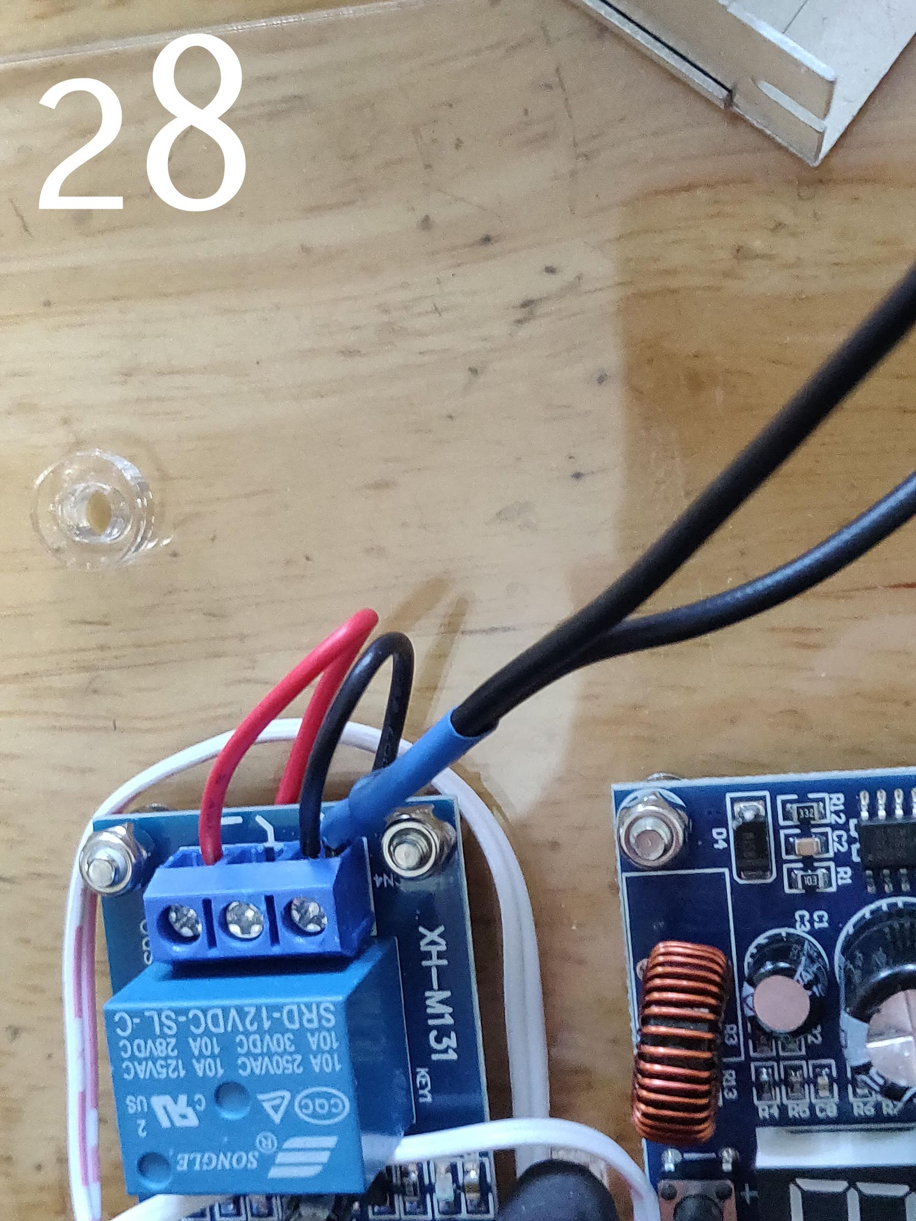 UV Light Trap for Insect Collecting : 8 Steps (with Pictures ...