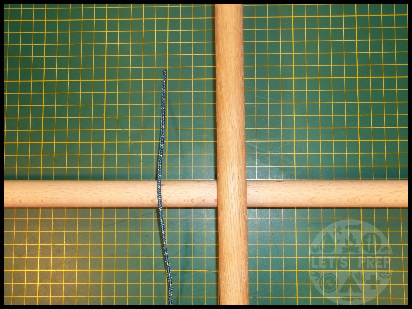Quick Skills #4: How to Tie Lashings - Pt.1 Square Lashing : 7 Steps ...
