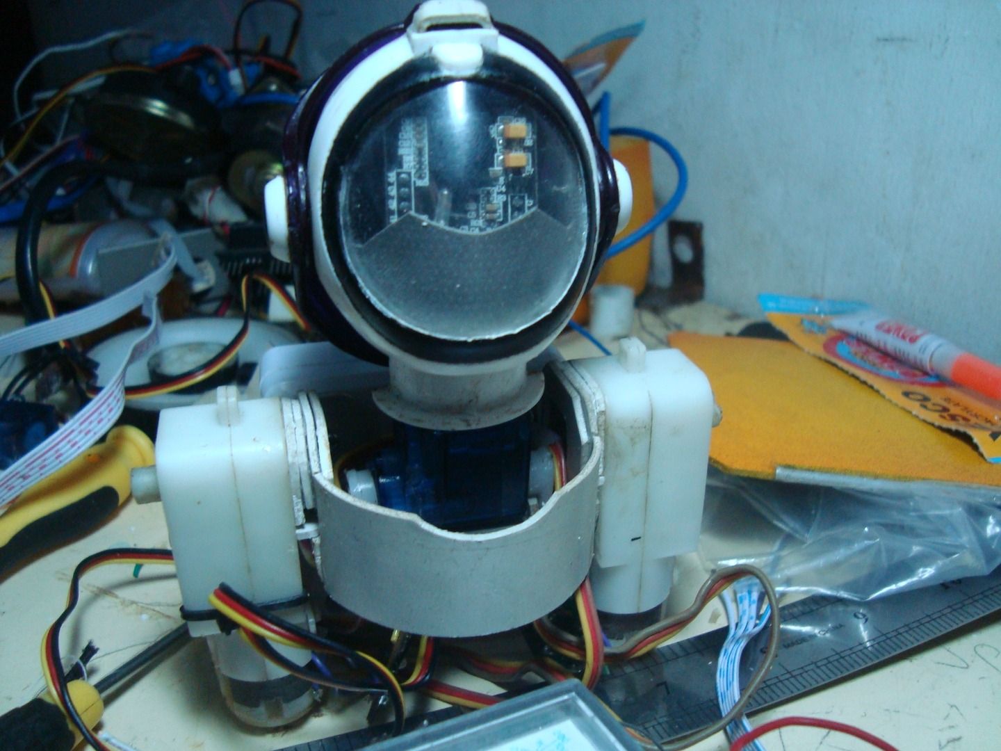 Making Humanoid Robot : 5 Steps - Instructables