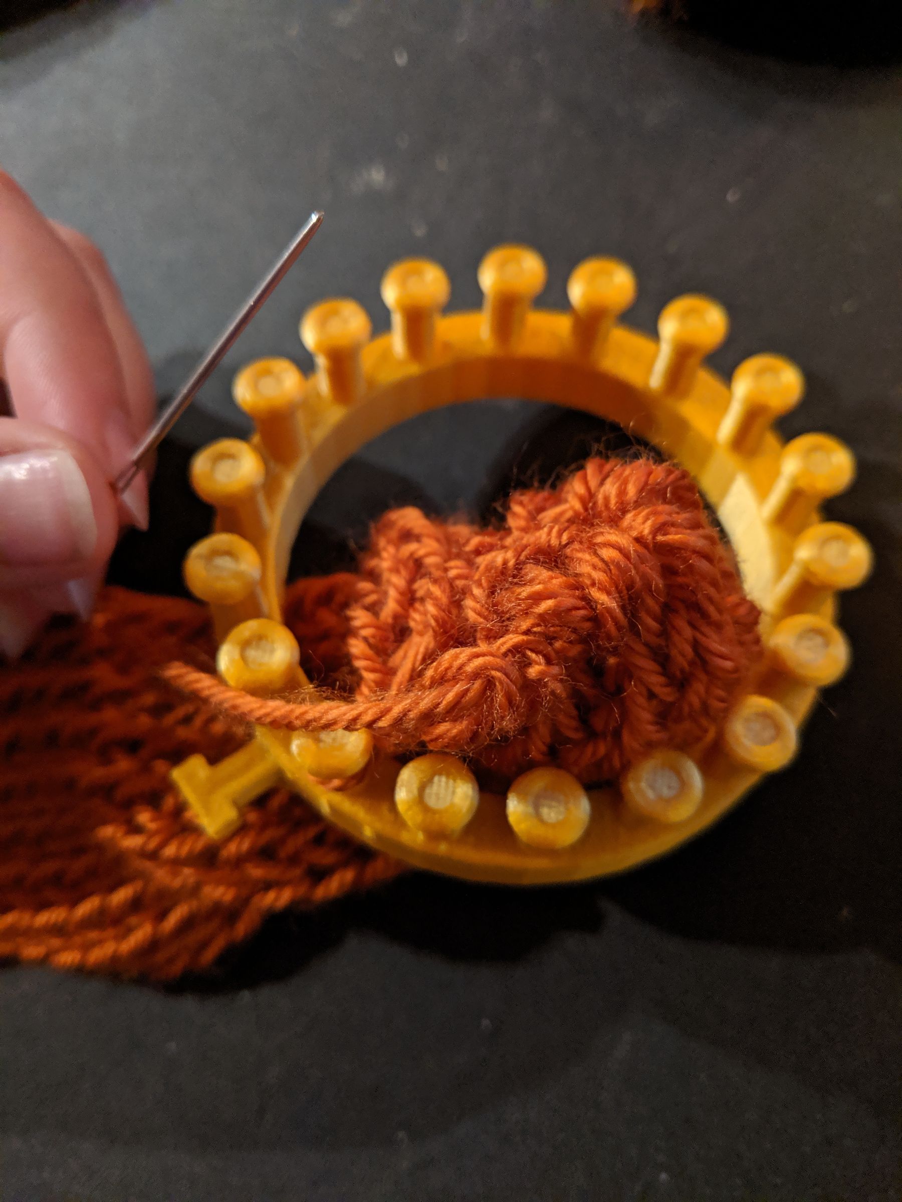 3D-Printed Loom Knit Scarf : 11 Steps (with Pictures) - Instructables