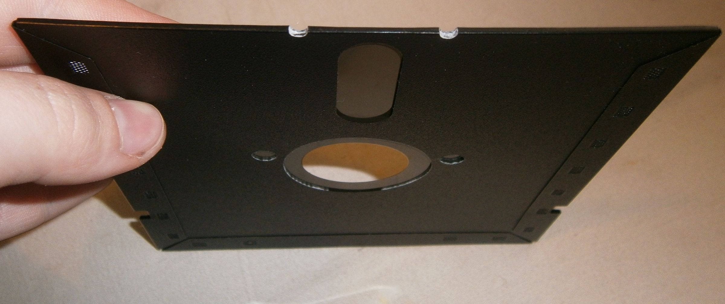 5.25 Inch Floppy Disk CD Case : 5 Steps - Instructables