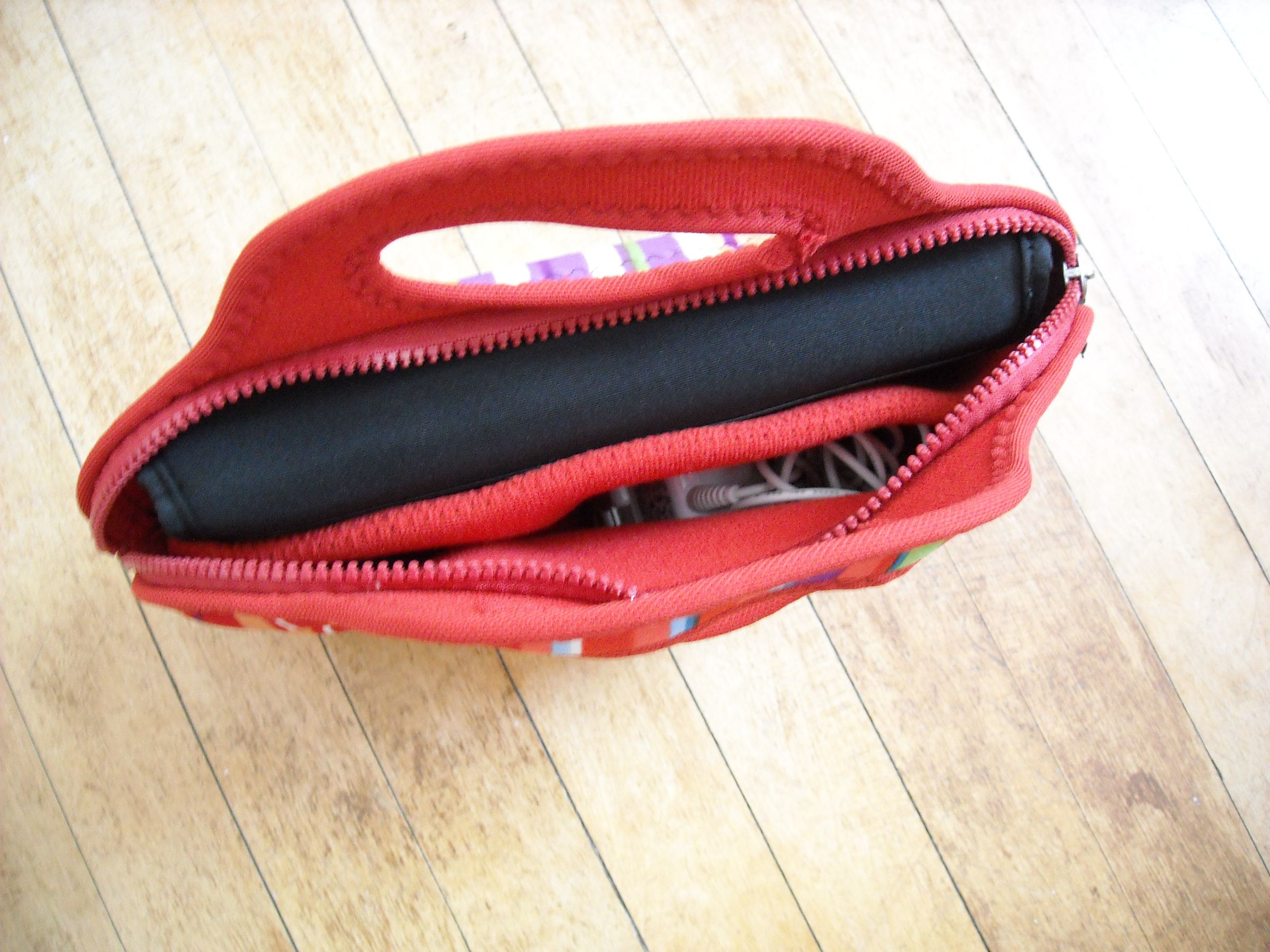 The Best Laptop Bag for Your Eee Pc! : 4 Steps (with Pictures ...