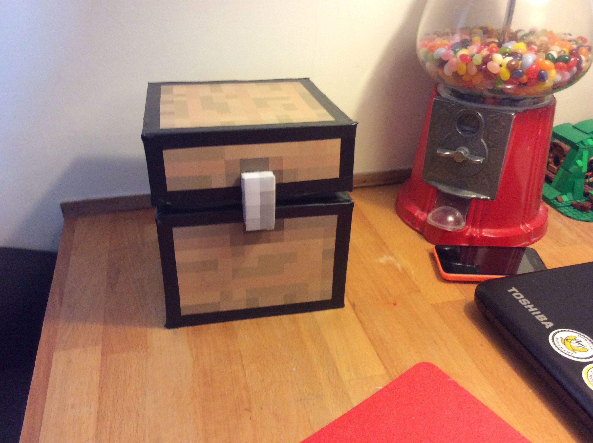 Minecraft Chest : 8 Steps - Instructables
