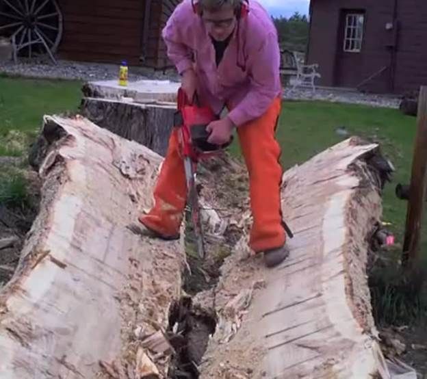 How to Evenly Split a Large Log. - Instructables