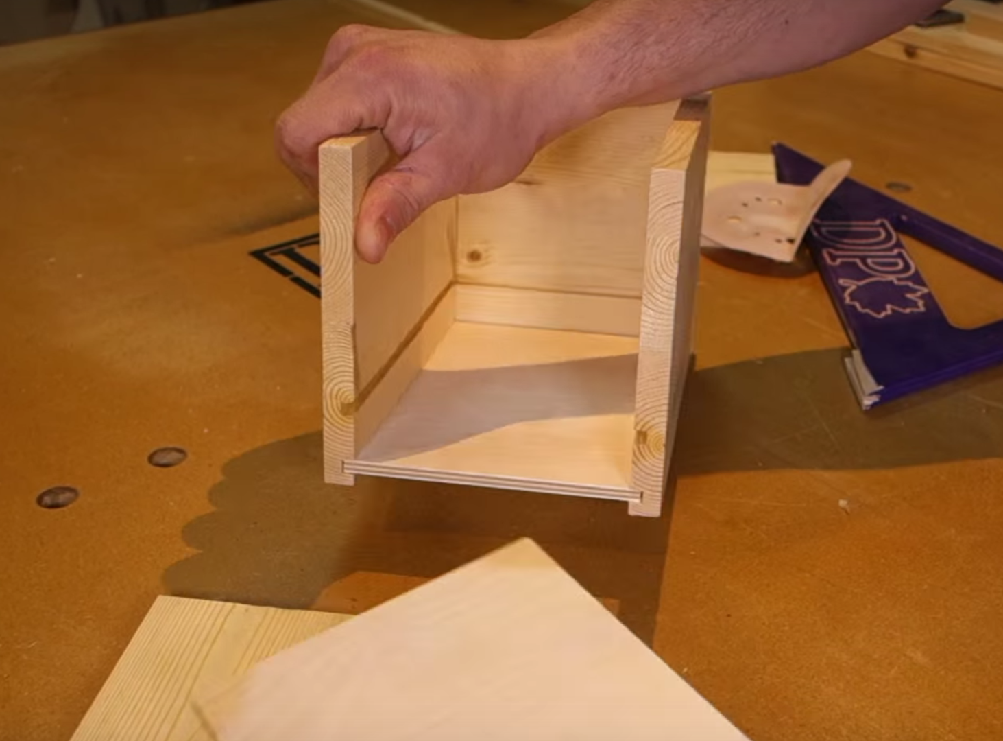 How to - Secret Compartment Box II : 4 Steps (with Pictures ...
