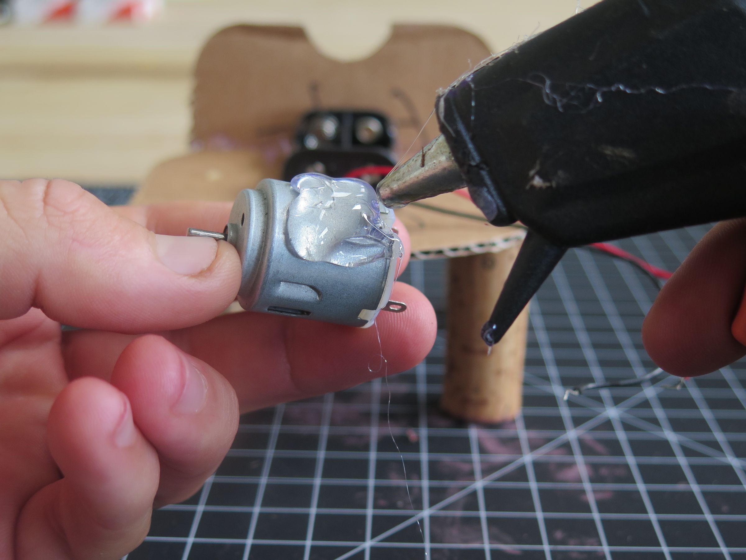 Wobble Bot! : 5 Steps - Instructables