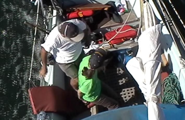 Rescuing Someone Fallen Overboard From a Boat : 9 Steps (with Pictures ...