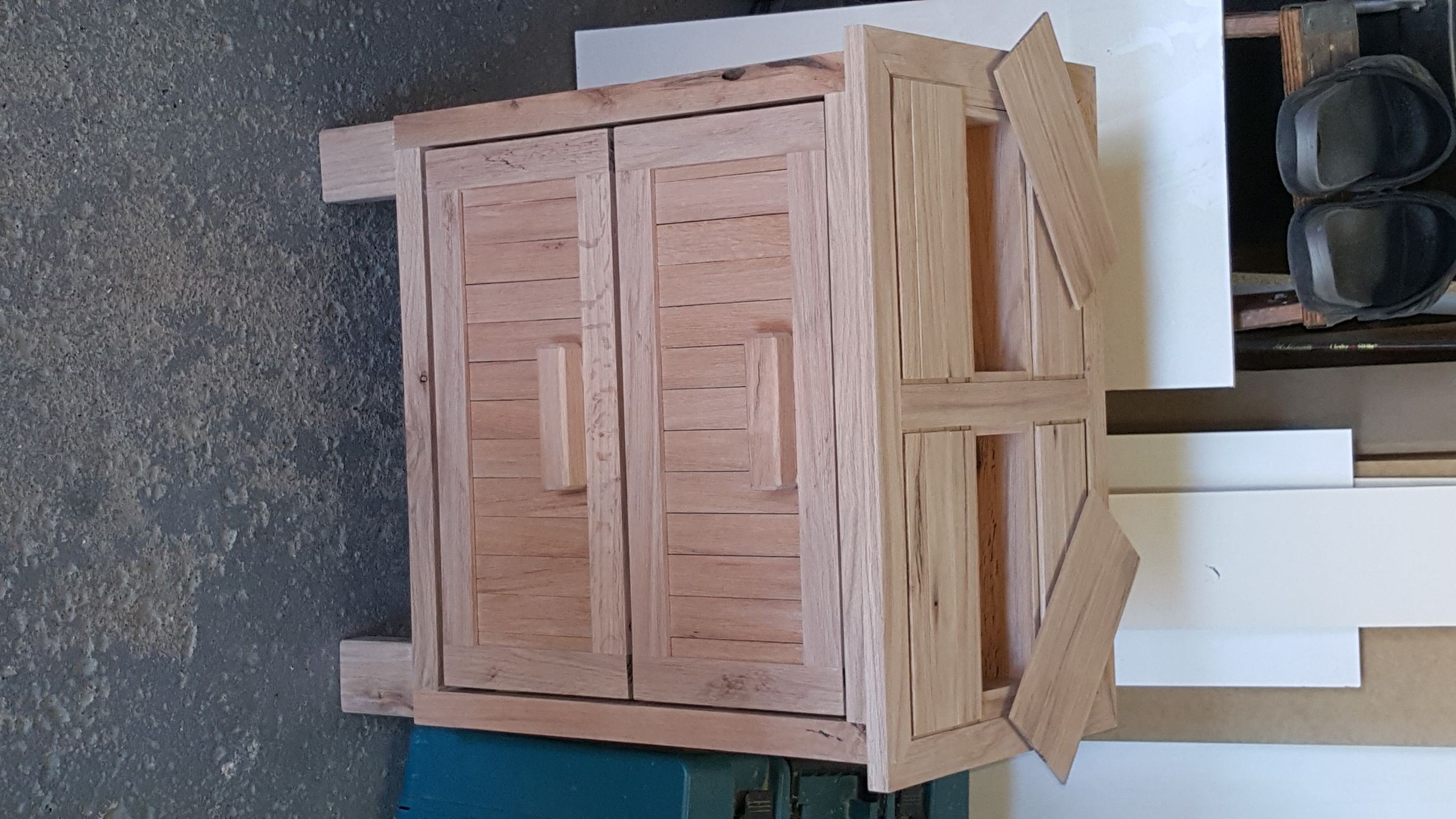 Reclaimed Oak Night Table : 7 Steps (with Pictures) - Instructables