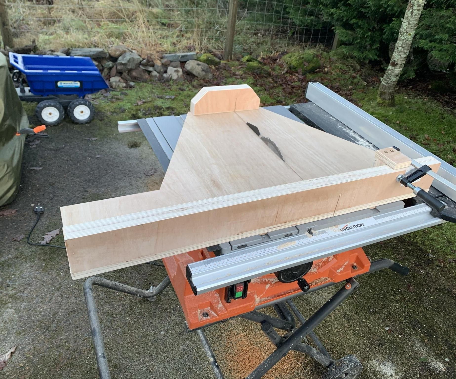 Amazing Crosscut Sled for Your Tablesaw : 7 Steps (with Pictures ...