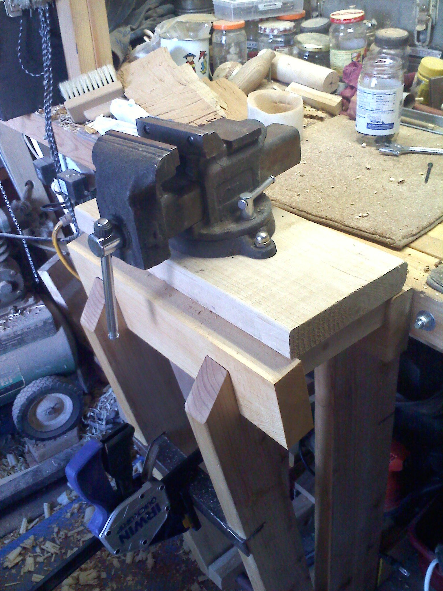 Leg Vise (Threadless) : 10 Steps (with Pictures) - Instructables