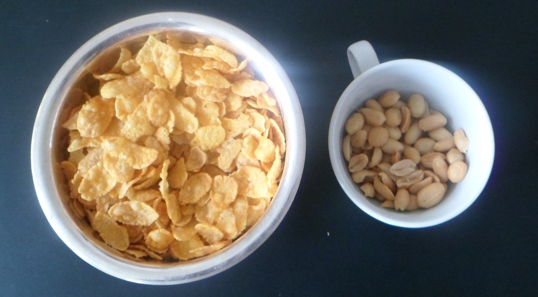 Hot and Spicy Cornflakes : 4 Steps (with Pictures) - Instructables