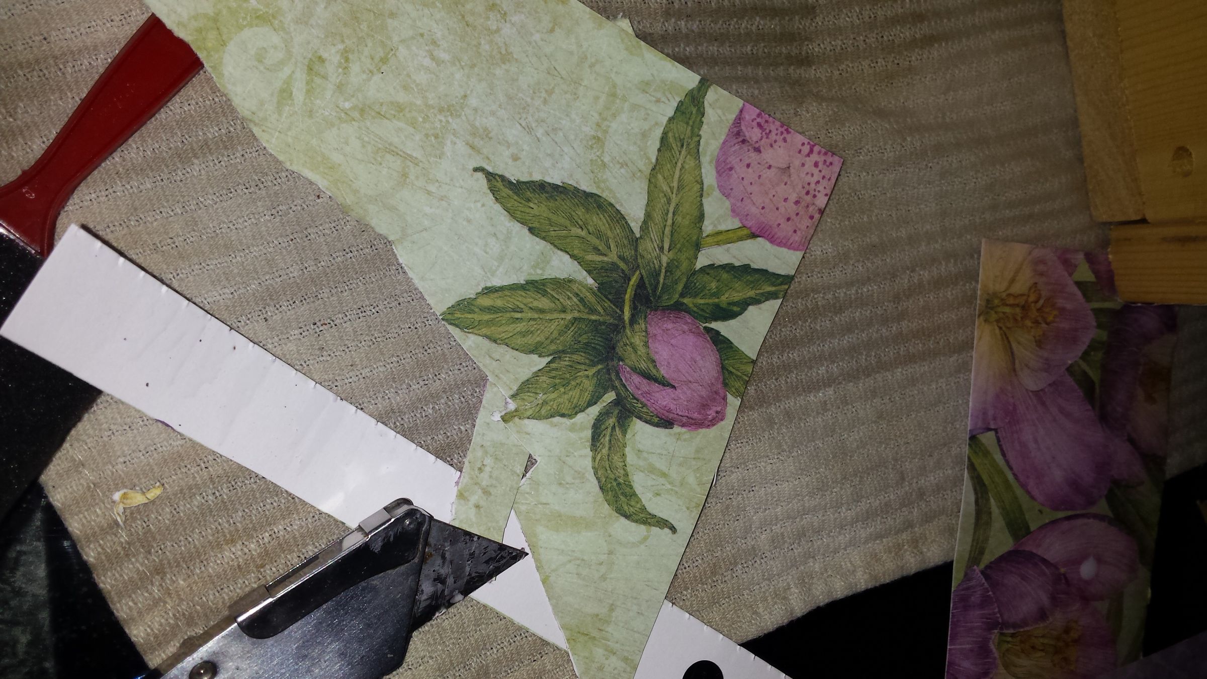 Scrapbook Paper Decorated Birdhouse : 6 Steps (with Pictures ...