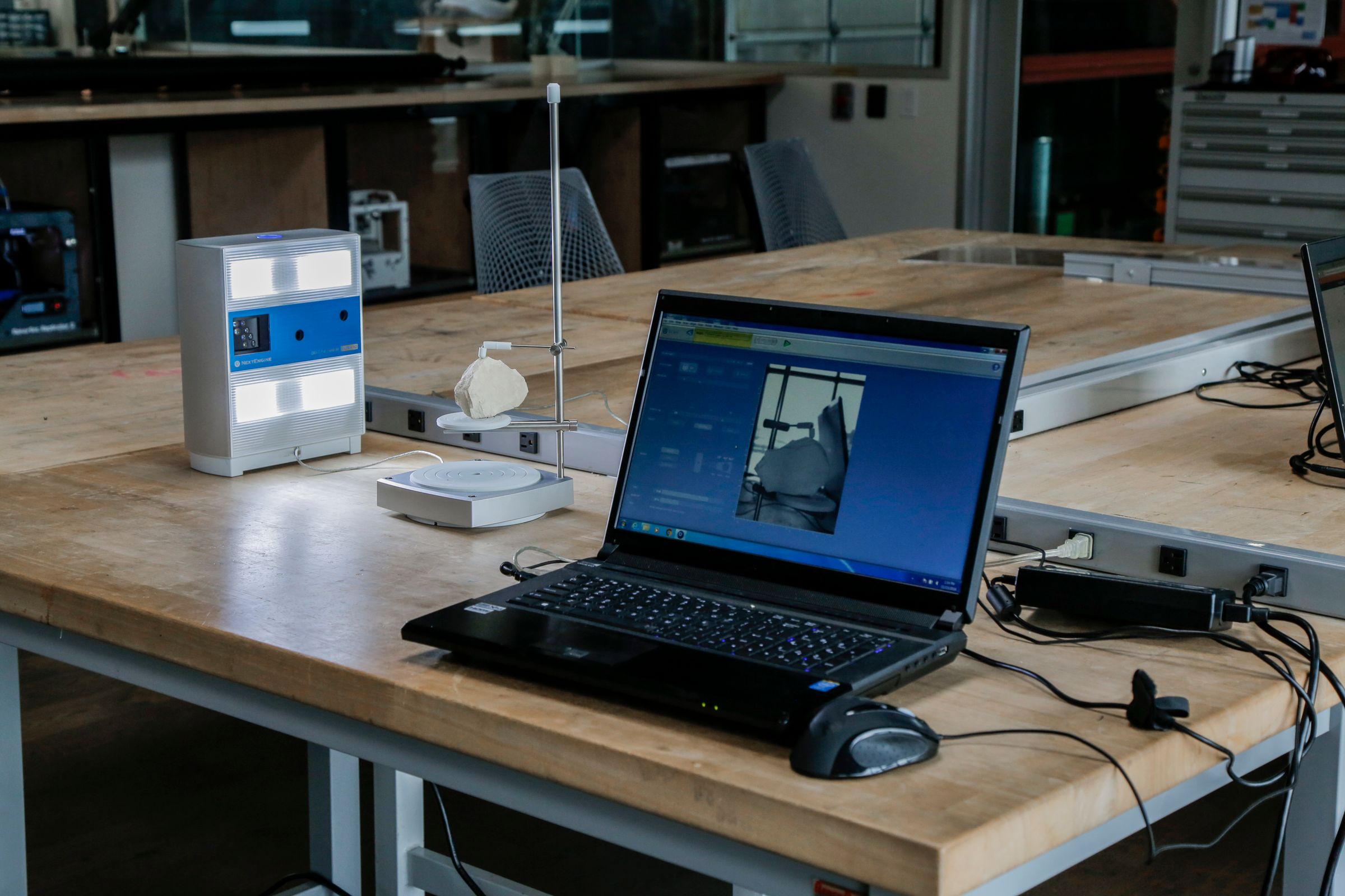 Autodesk Workshop Guide: Next Engine 3D Scanner : 9 Steps - Instructables