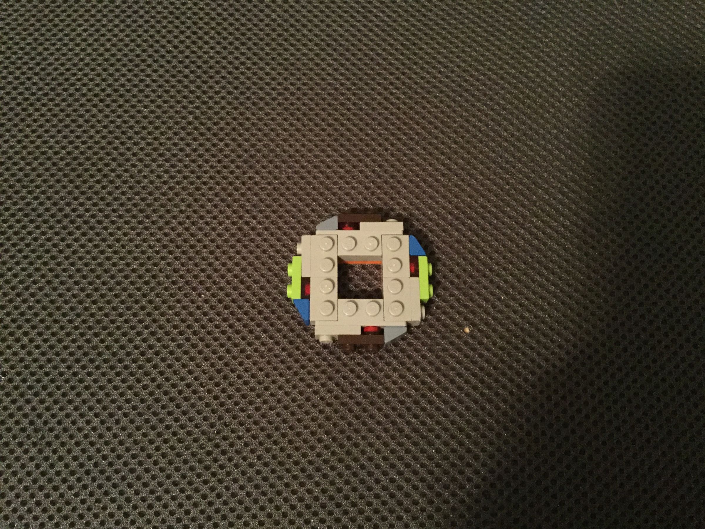 How to Make a Strong Lego Beyblade : 10 Steps - Instructables