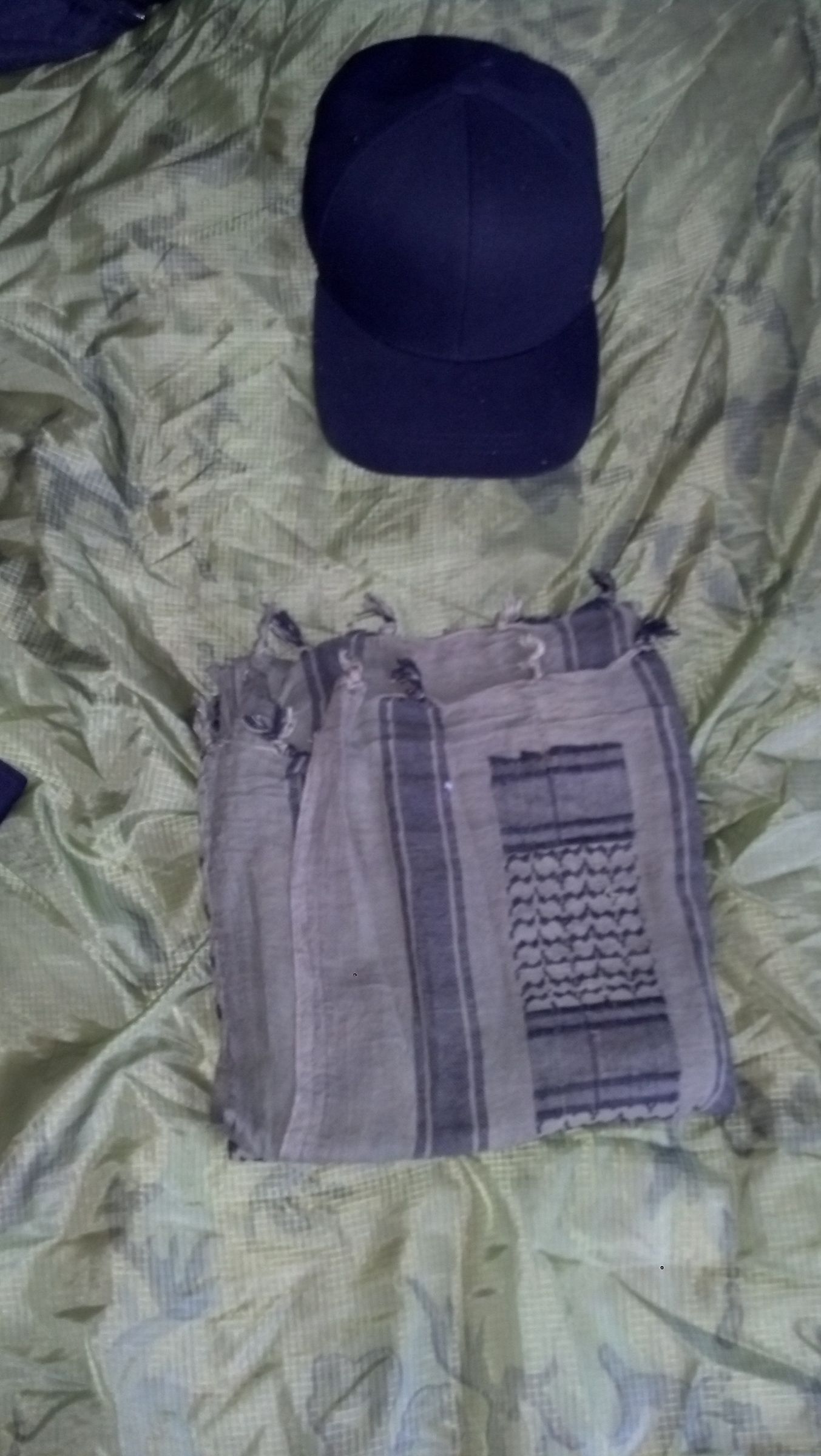 My Bug Out Bag / Gray Man Version : 8 Steps - Instructables