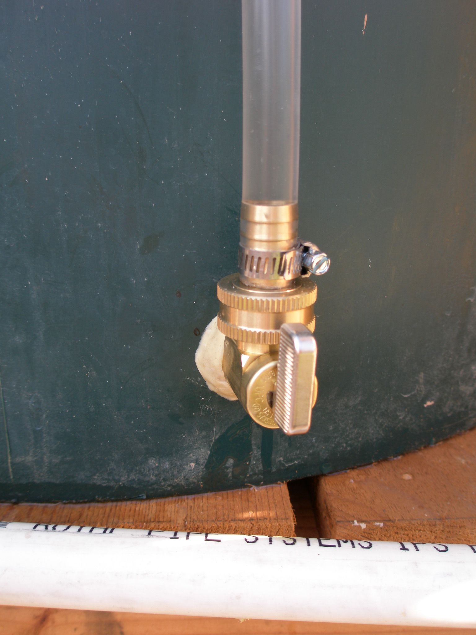 Green Solar Powered Water Barrel : 9 Steps (with Pictures) - Instructables