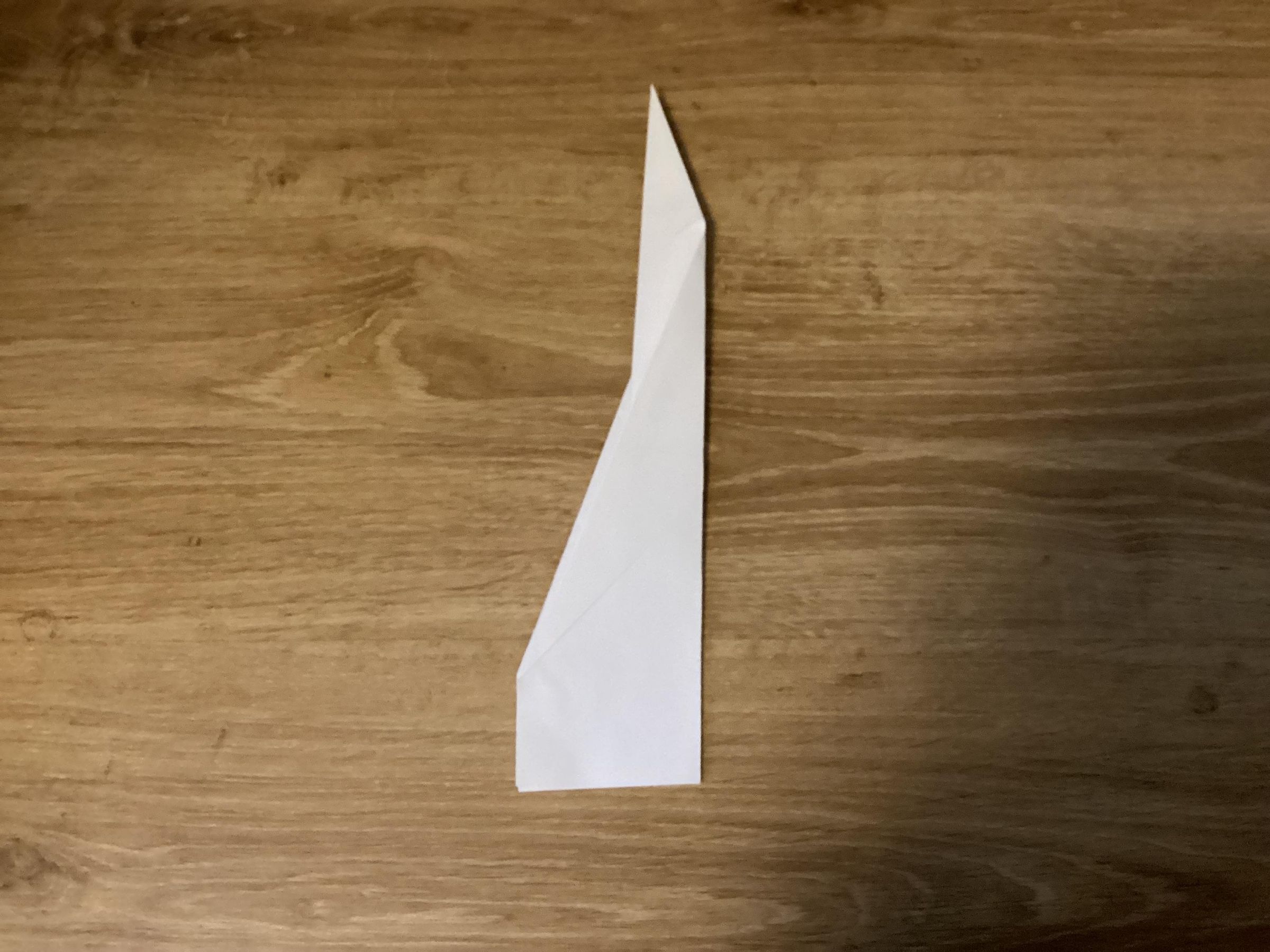 Simple Dart Paper Airplane : 8 Steps (with Pictures) - Instructables