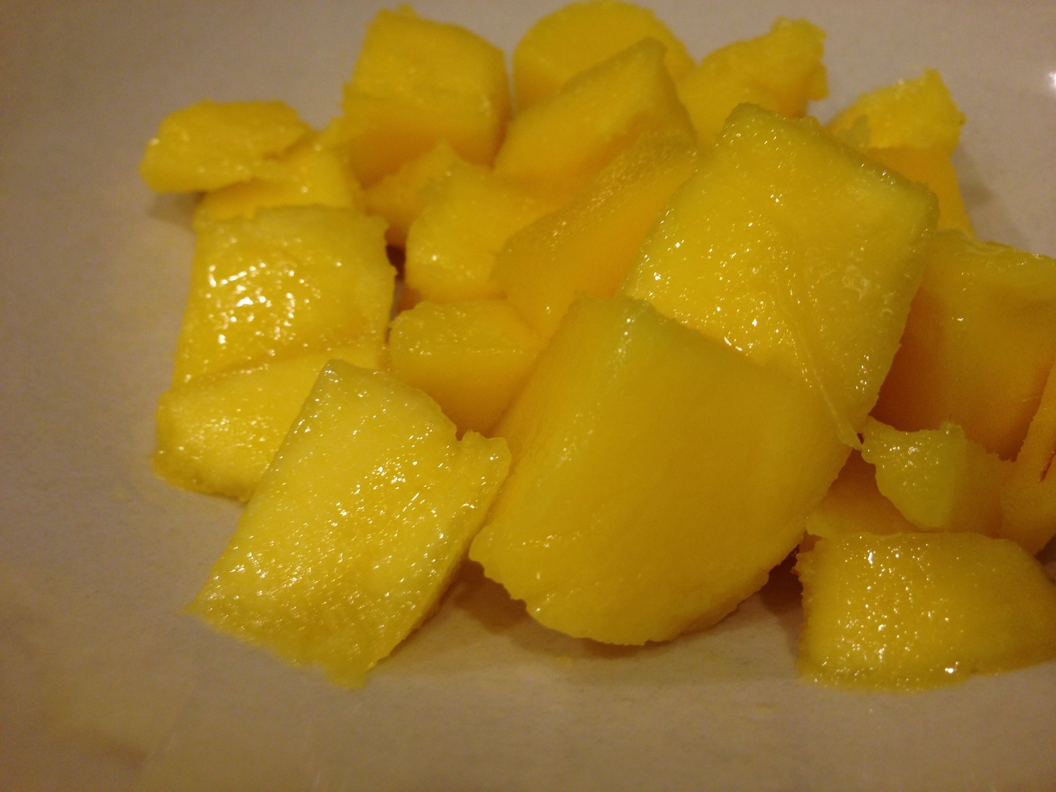 How to Slice a Mango : 4 Steps (with Pictures) - Instructables