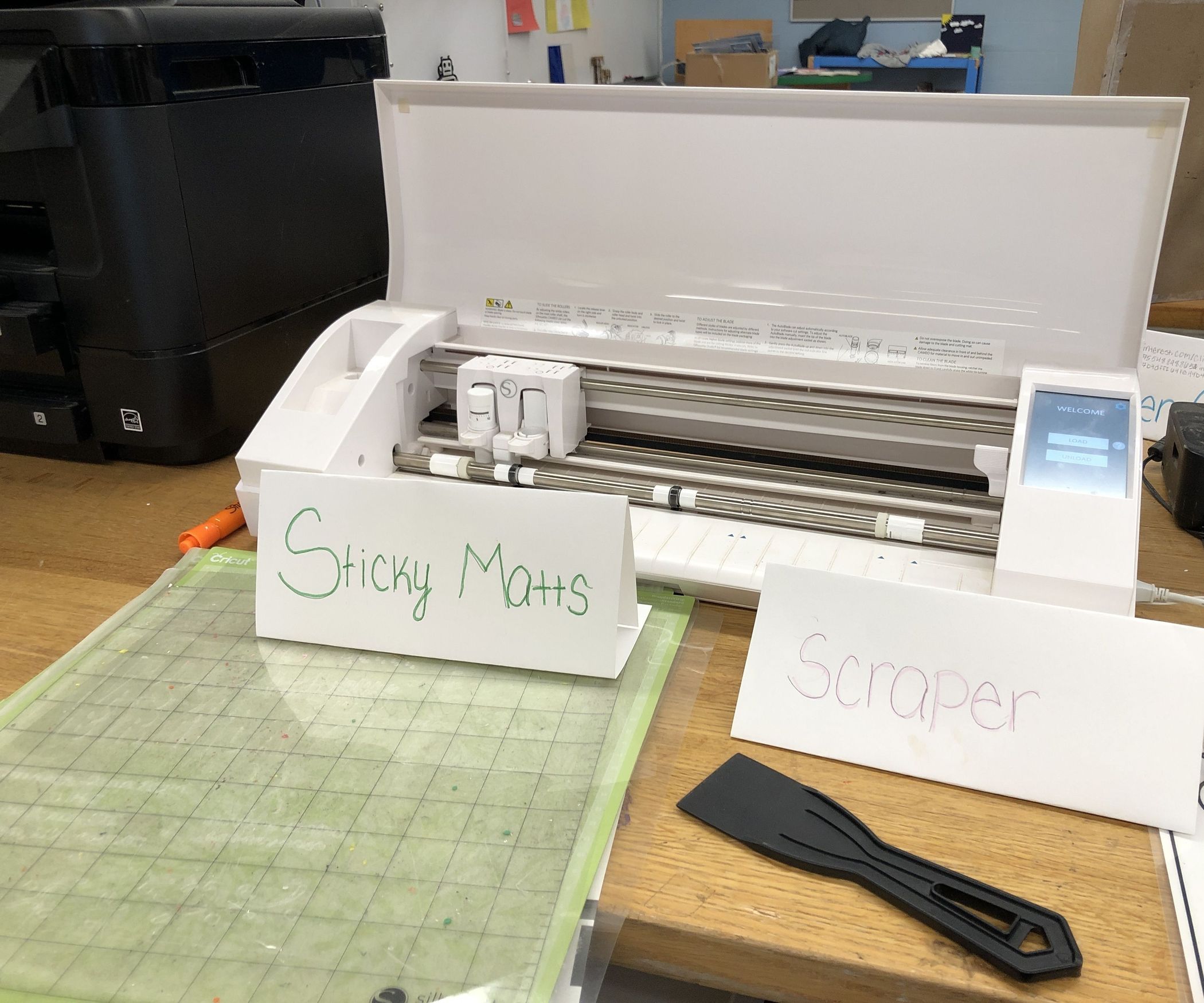 How to Use the Paper Cutter Machine to Cut Out Letters : 8 Steps ...