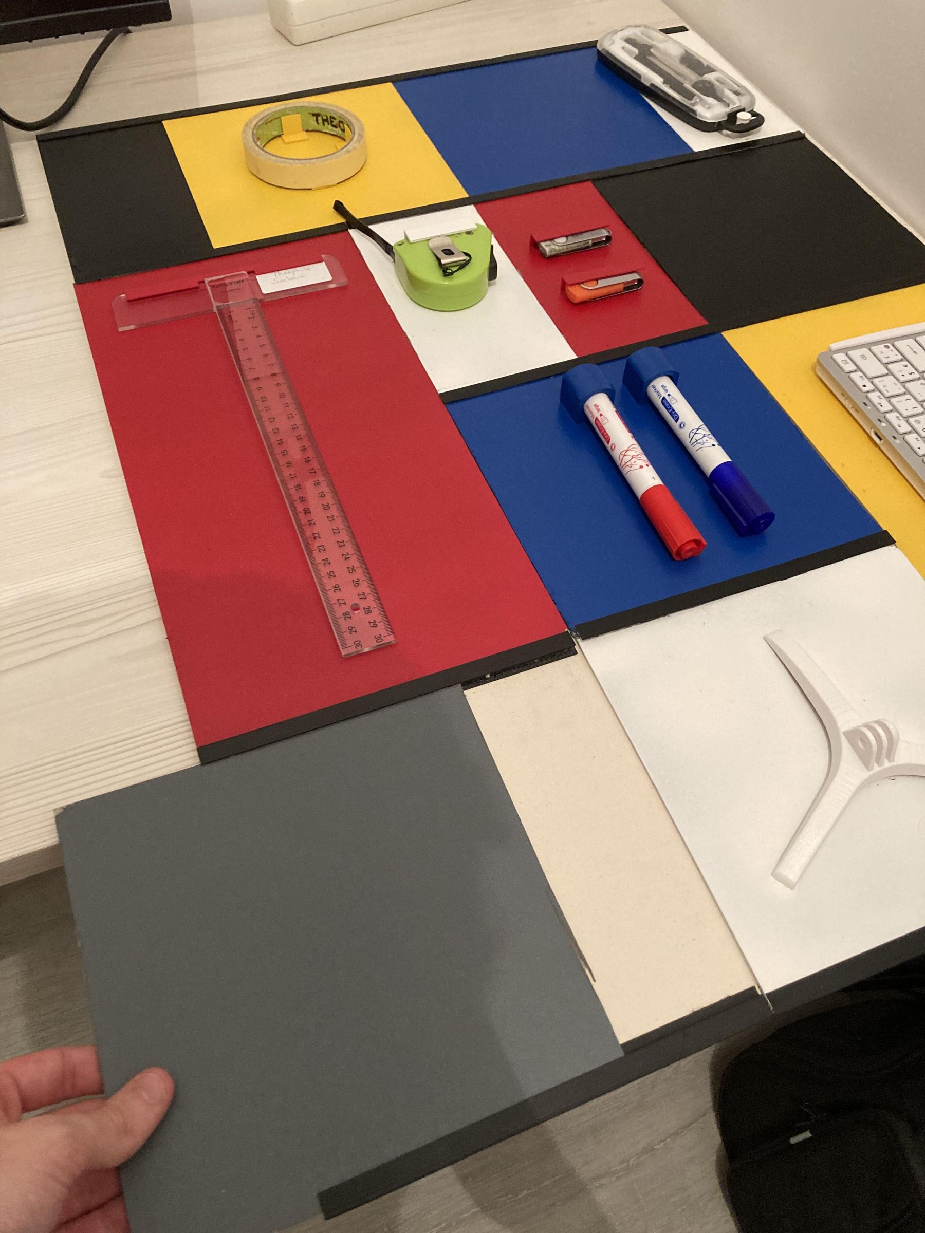 Modular Mondrian Office Storage : 11 Steps (with Pictures) - Instructables