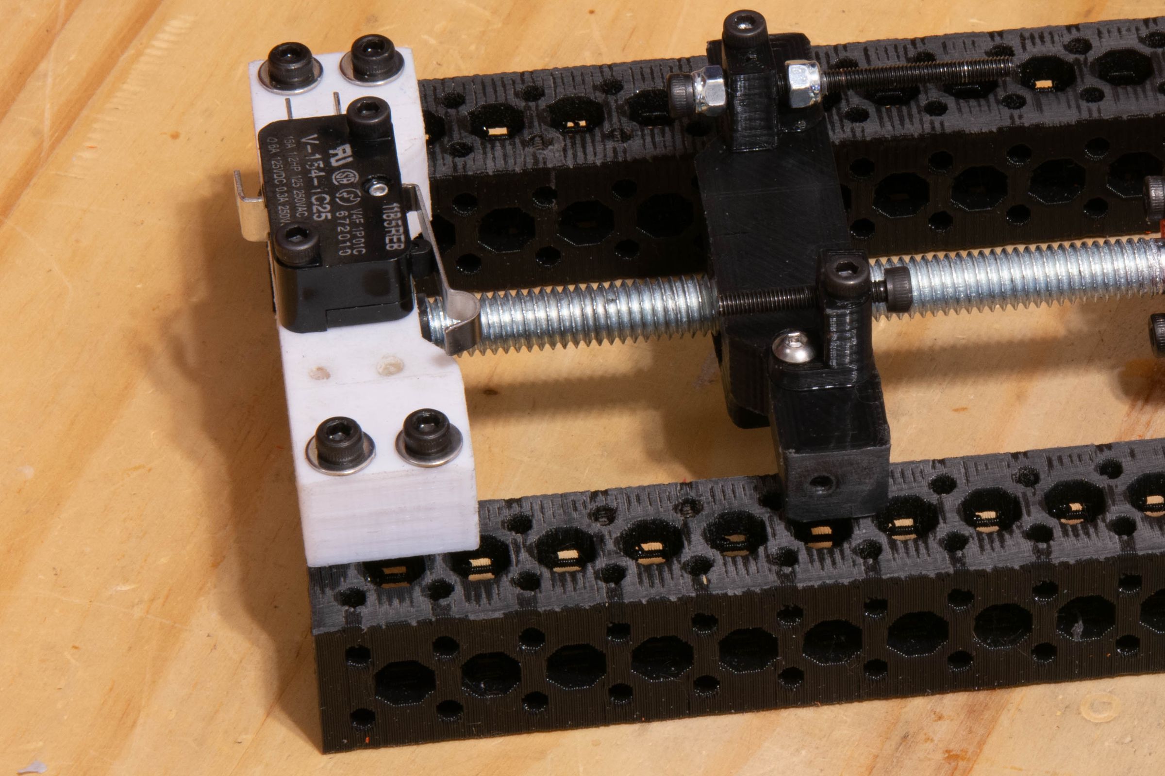 Raspberry Pi Controlled Scissor Lift : 17 Steps (with Pictures ...