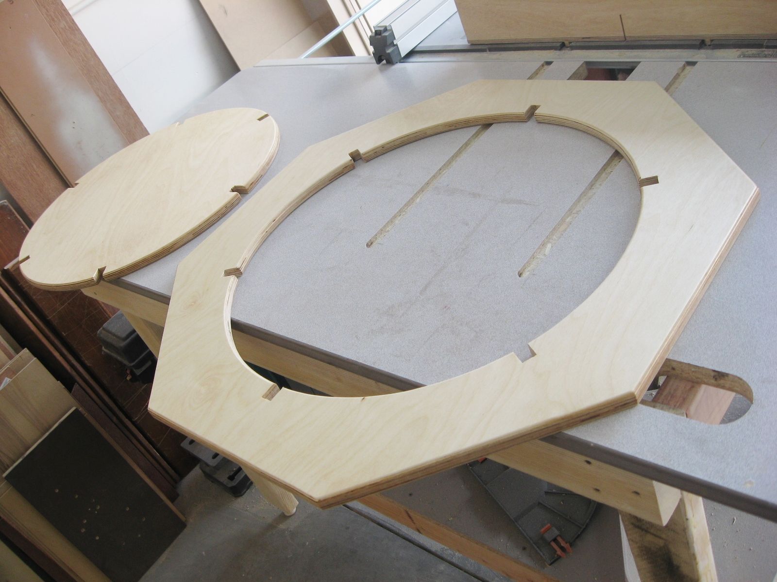 Stop Sign Coffee Table : 7 Steps (with Pictures) - Instructables