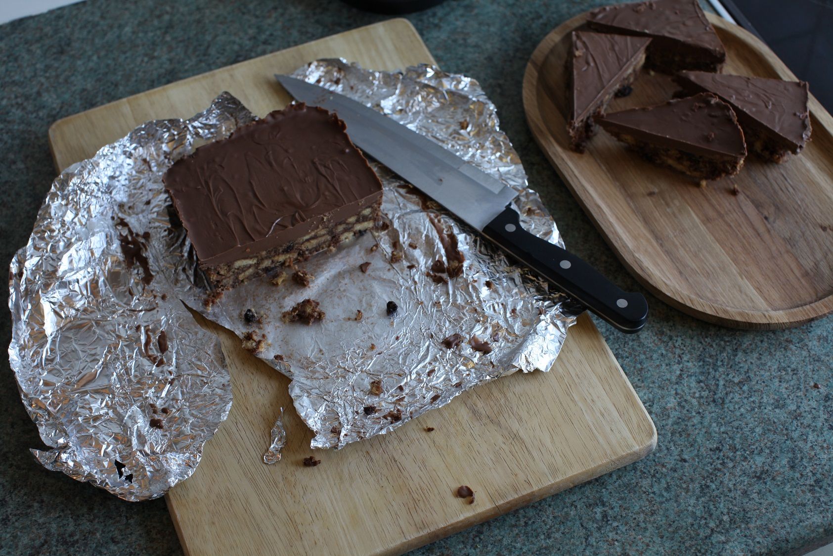 Chocolate Tiffin Recipe : 8 Steps (with Pictures) - Instructables