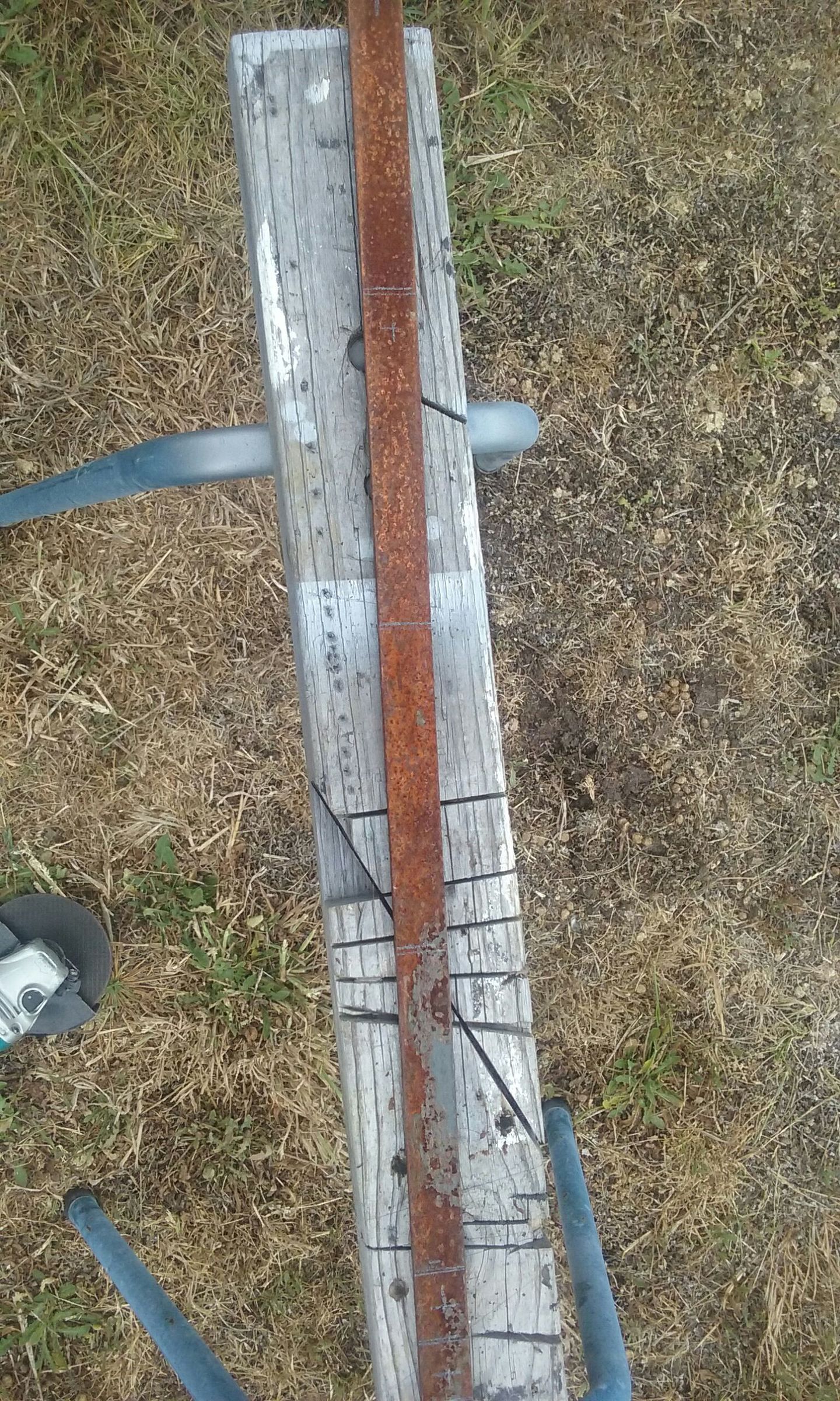 Home Made Hinges : 6 Steps - Instructables