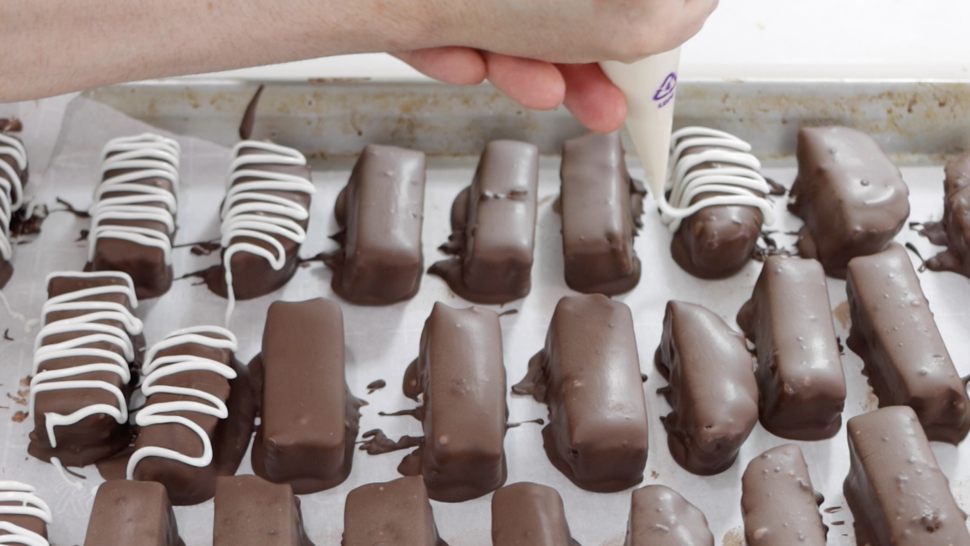 Homemade Twix Bars : 10 Steps (with Pictures) - Instructables