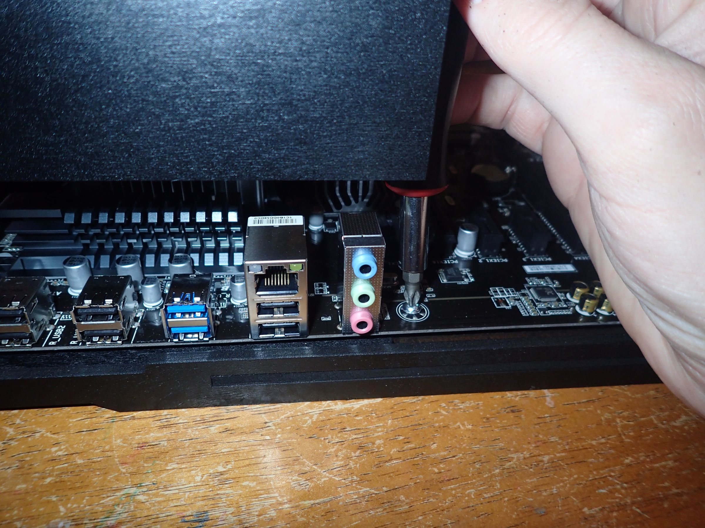 Simple, Stackable GPU Mining Rig : 10 Steps (with Pictures) - Instructables