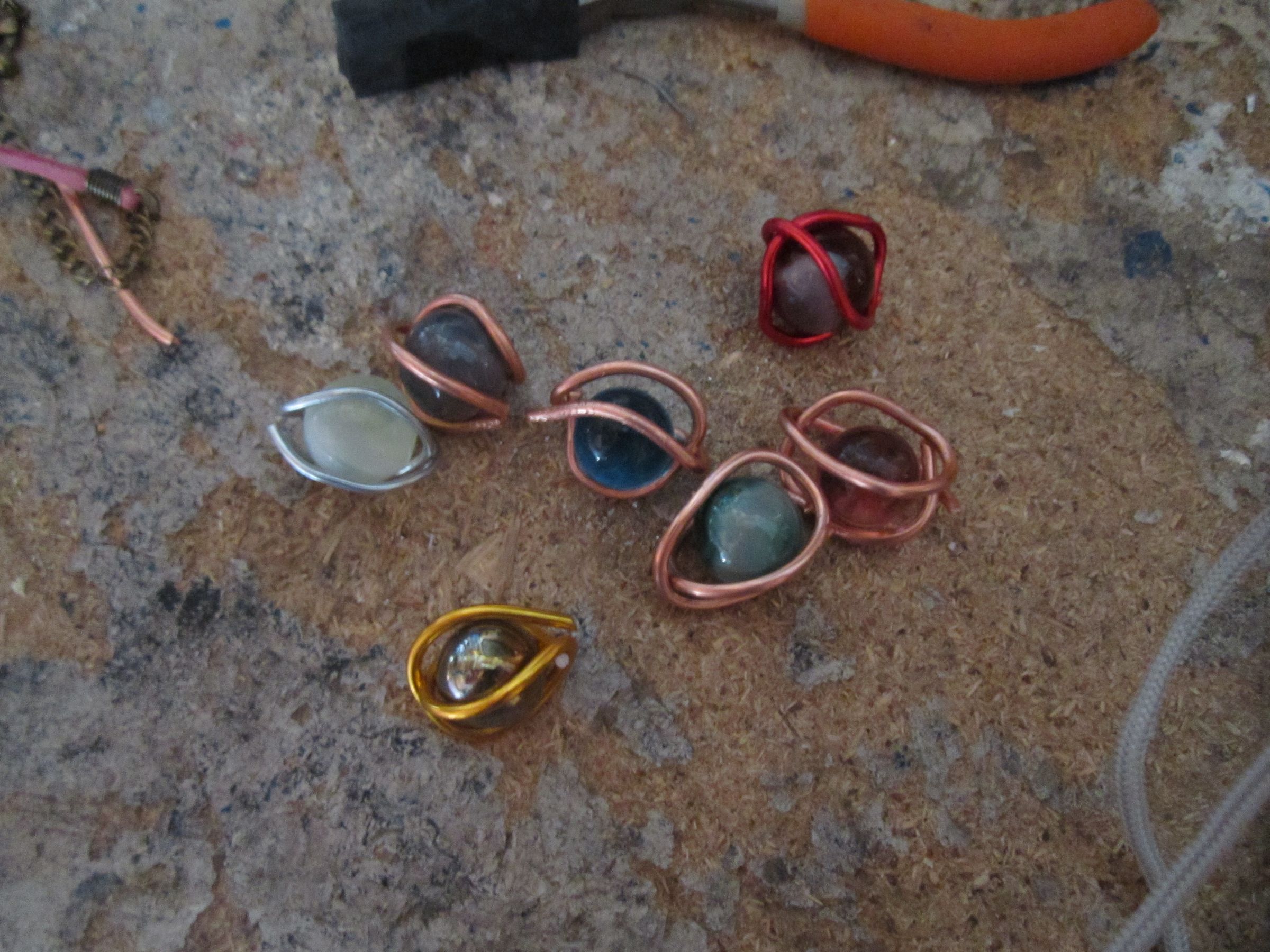 Wire Wrapped Marble Pendants : 4 Steps - Instructables