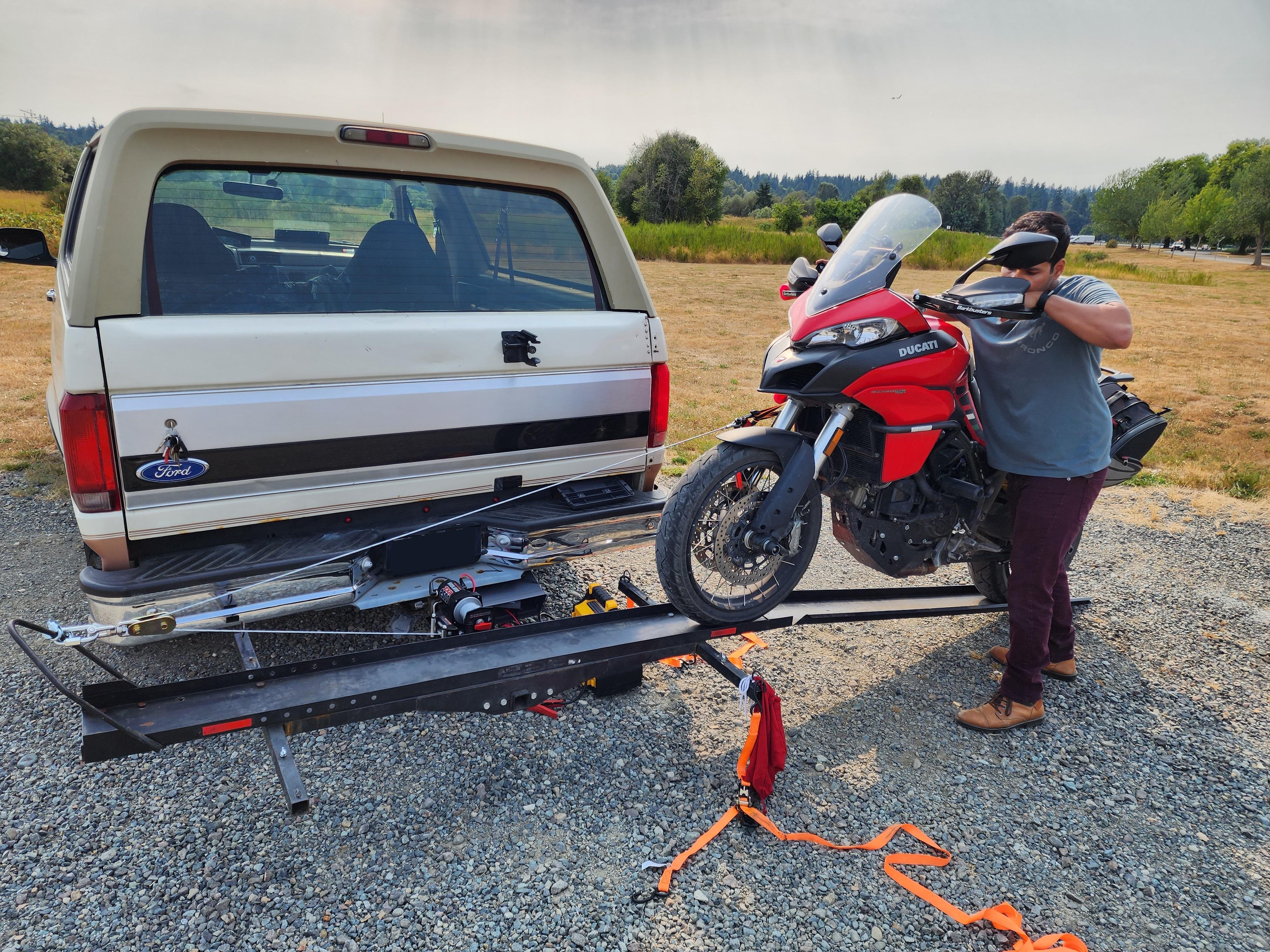 DIY Winch Assisted Motorcycle Hitch Carrier (No-Weld) : 6 Steps (with ...