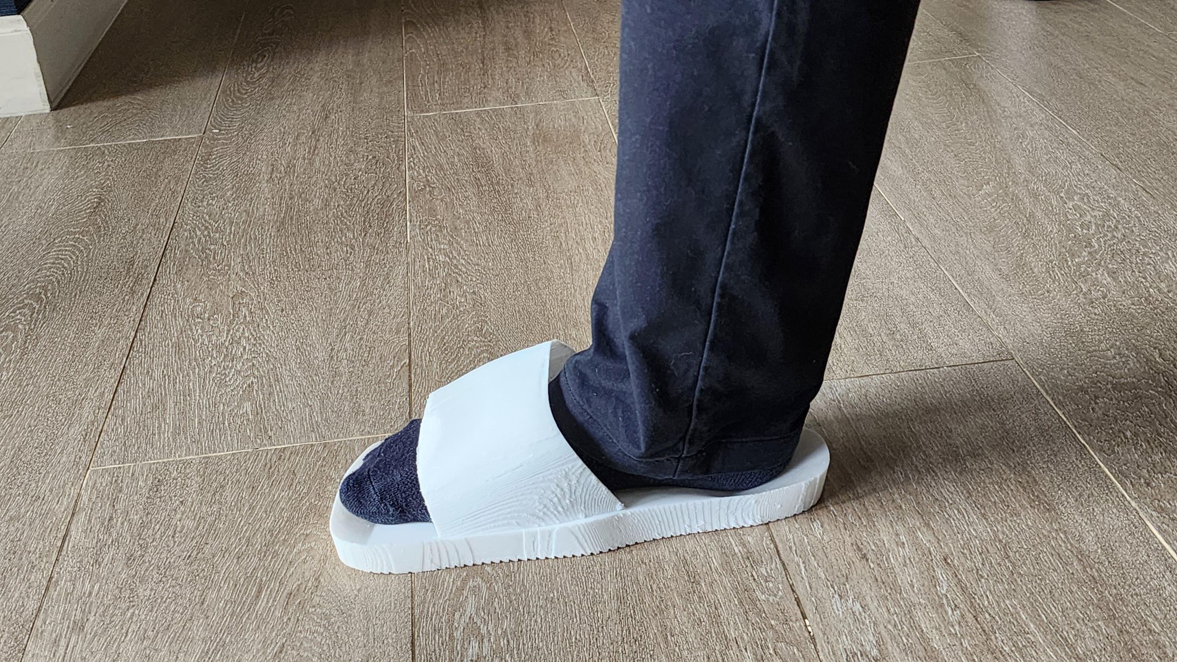 How to Make 3D Printed TPU Slippers : 16 Steps (with Pictures ...